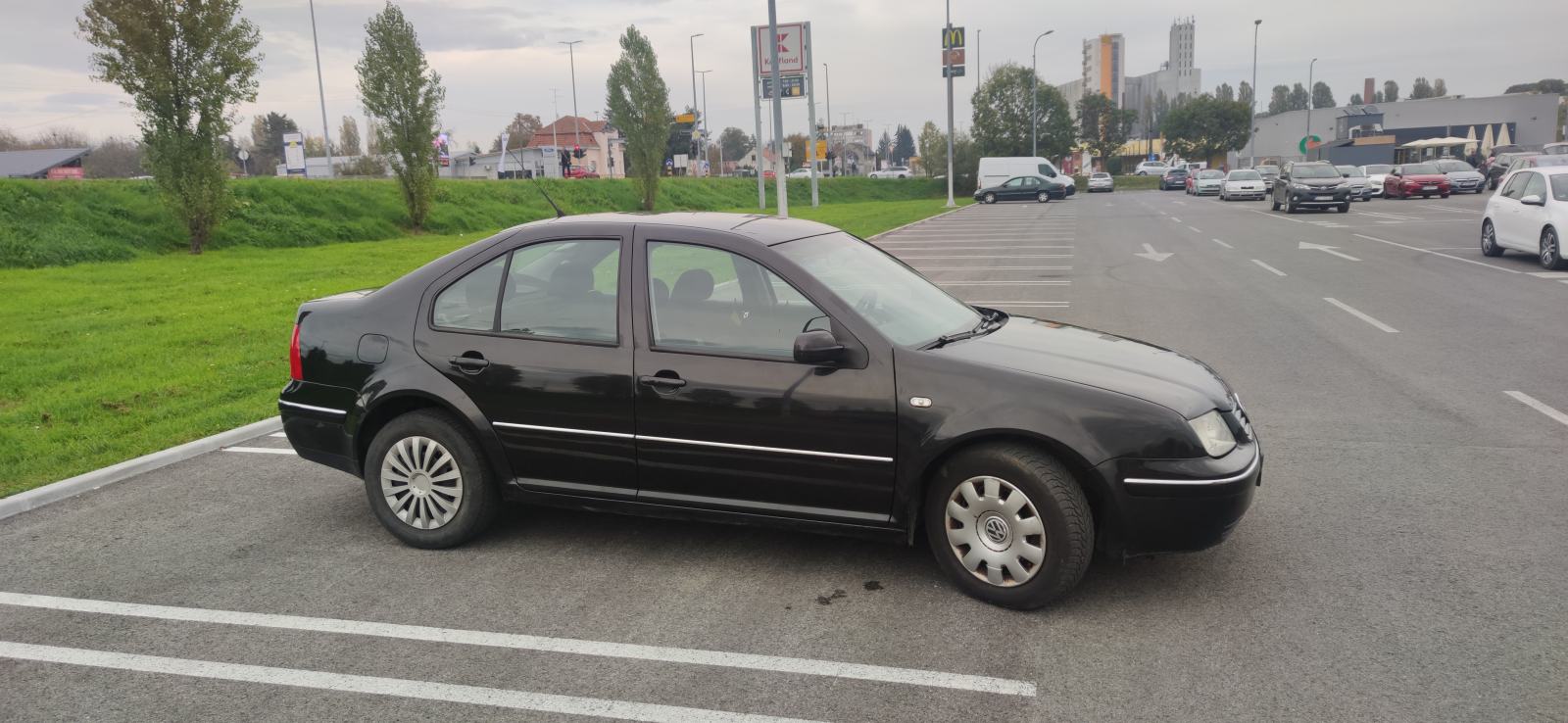 VW Bora 1,9 TDI KLIMA, 2004 god.