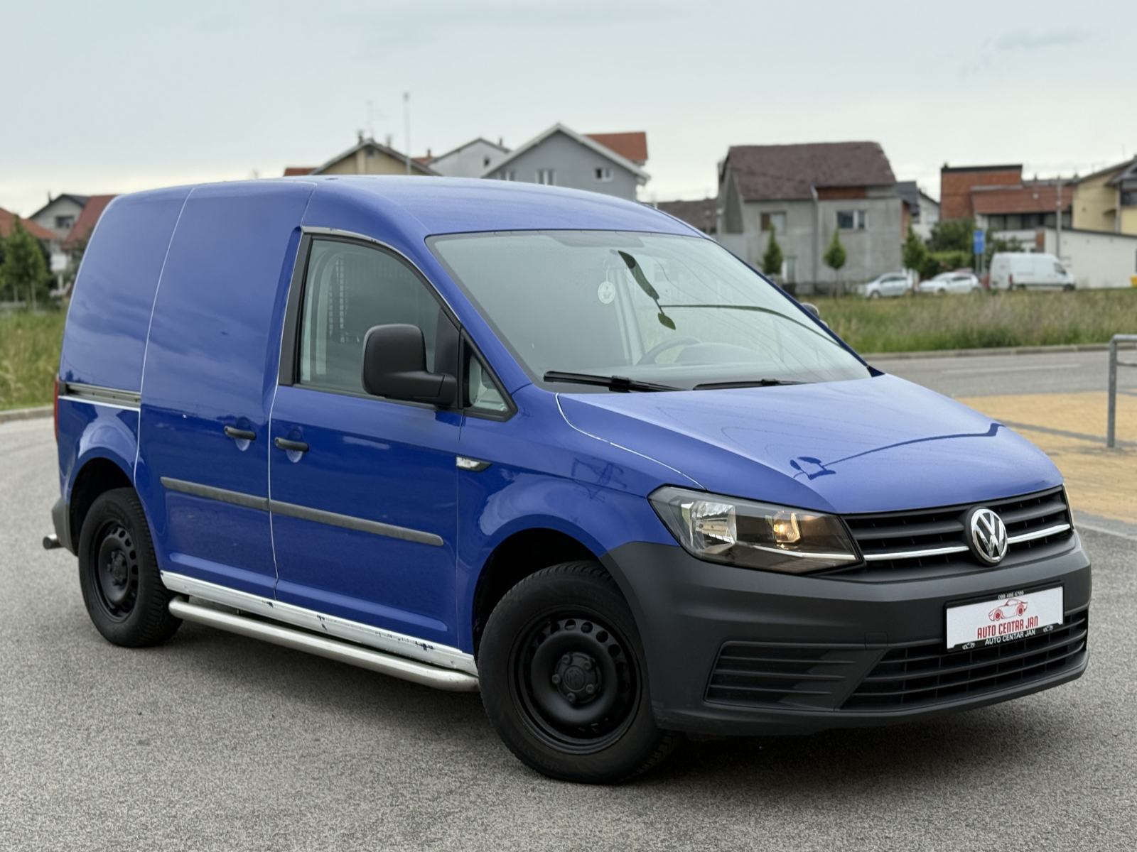 VW CADDY •• 2.0 TDi •• 2019 GOD •• KLIMA •• NAVI •• REG 7/26 ••, 2019 god.
