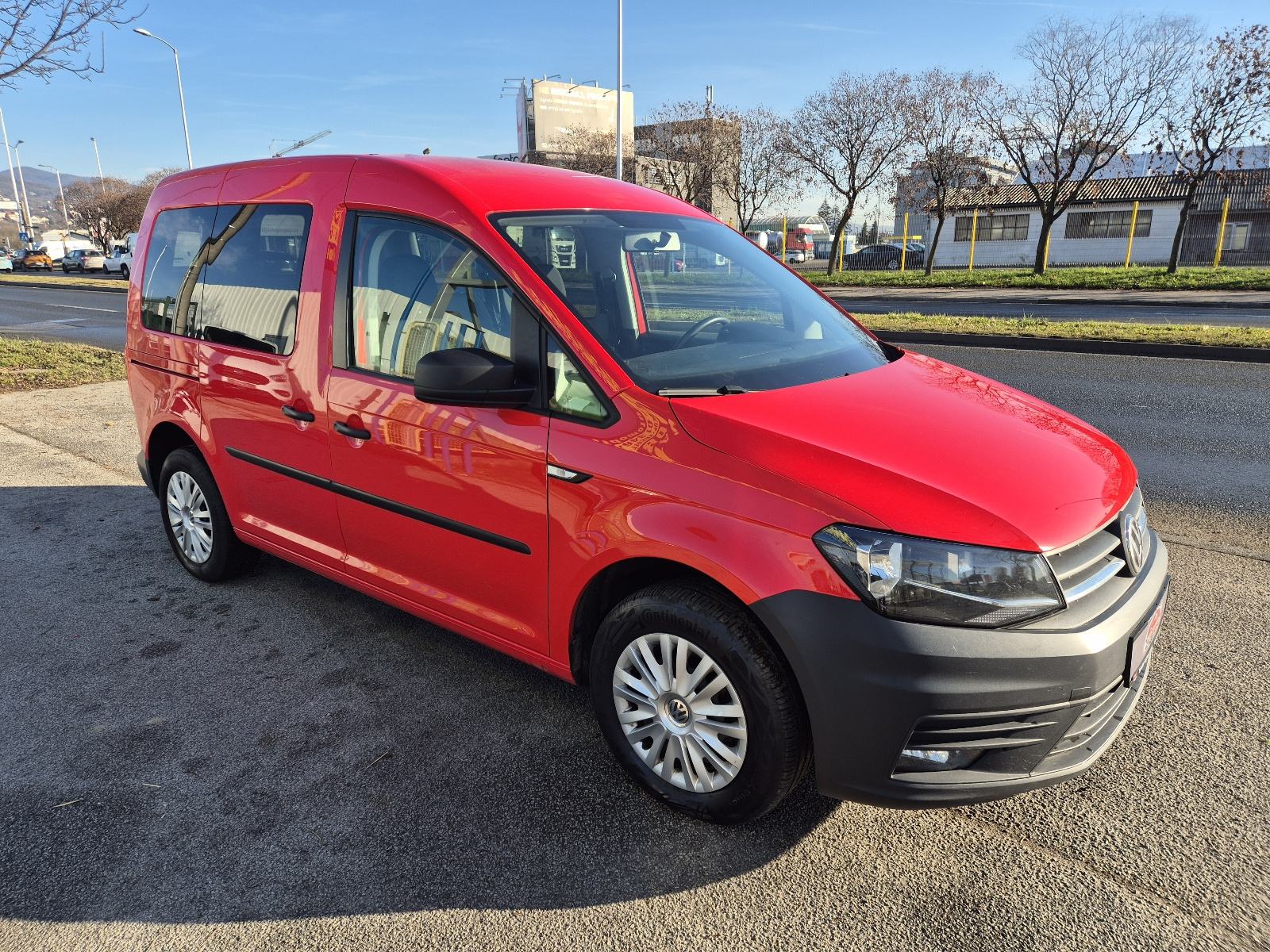 VW Caddy 2.0 TDI, sa sjedalima, odlično stanje, garancija na vozilo ...