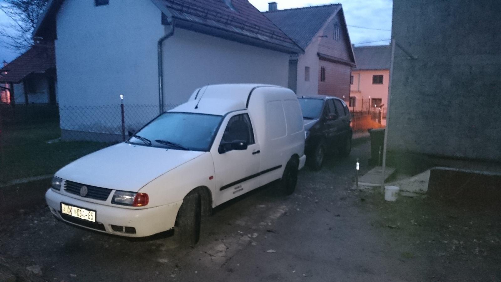 VW Caddy 1,9D HITNO, 1998 god.