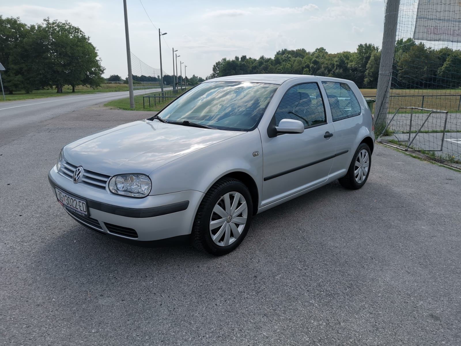 VW Golf 4 1,4, 2001 god.