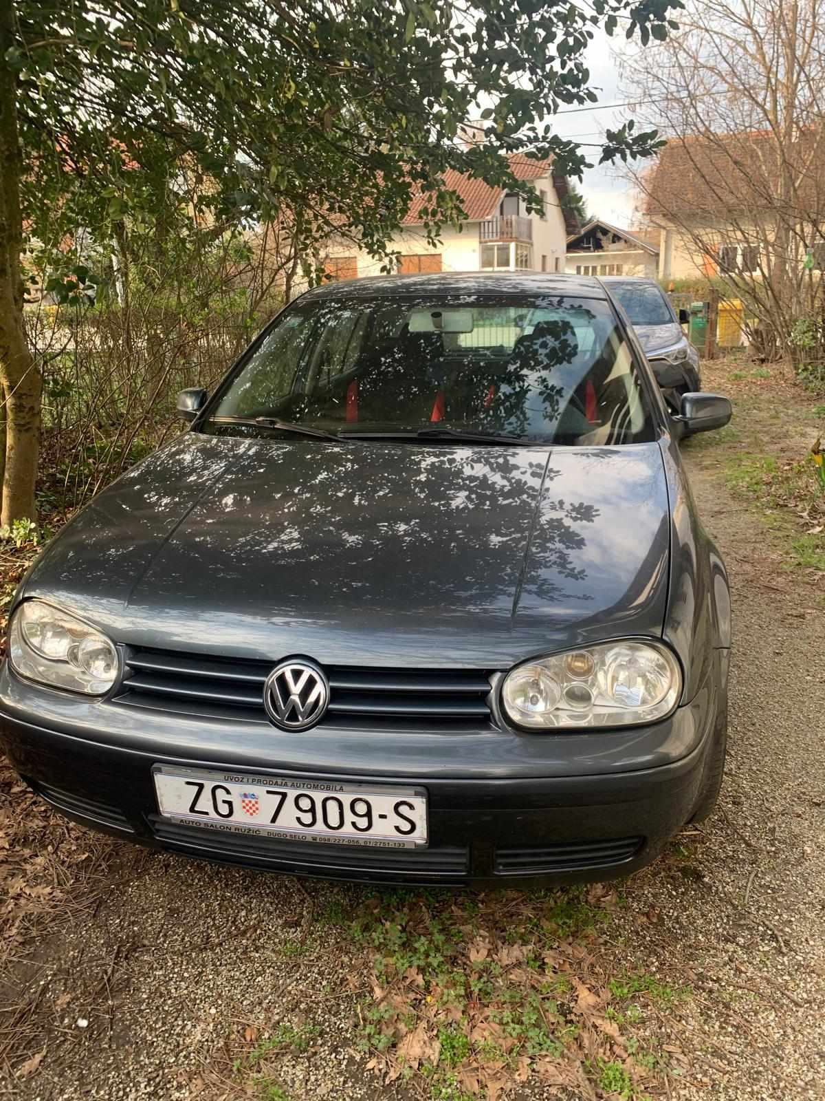 VW Golf 4 1,6, 2000 god.