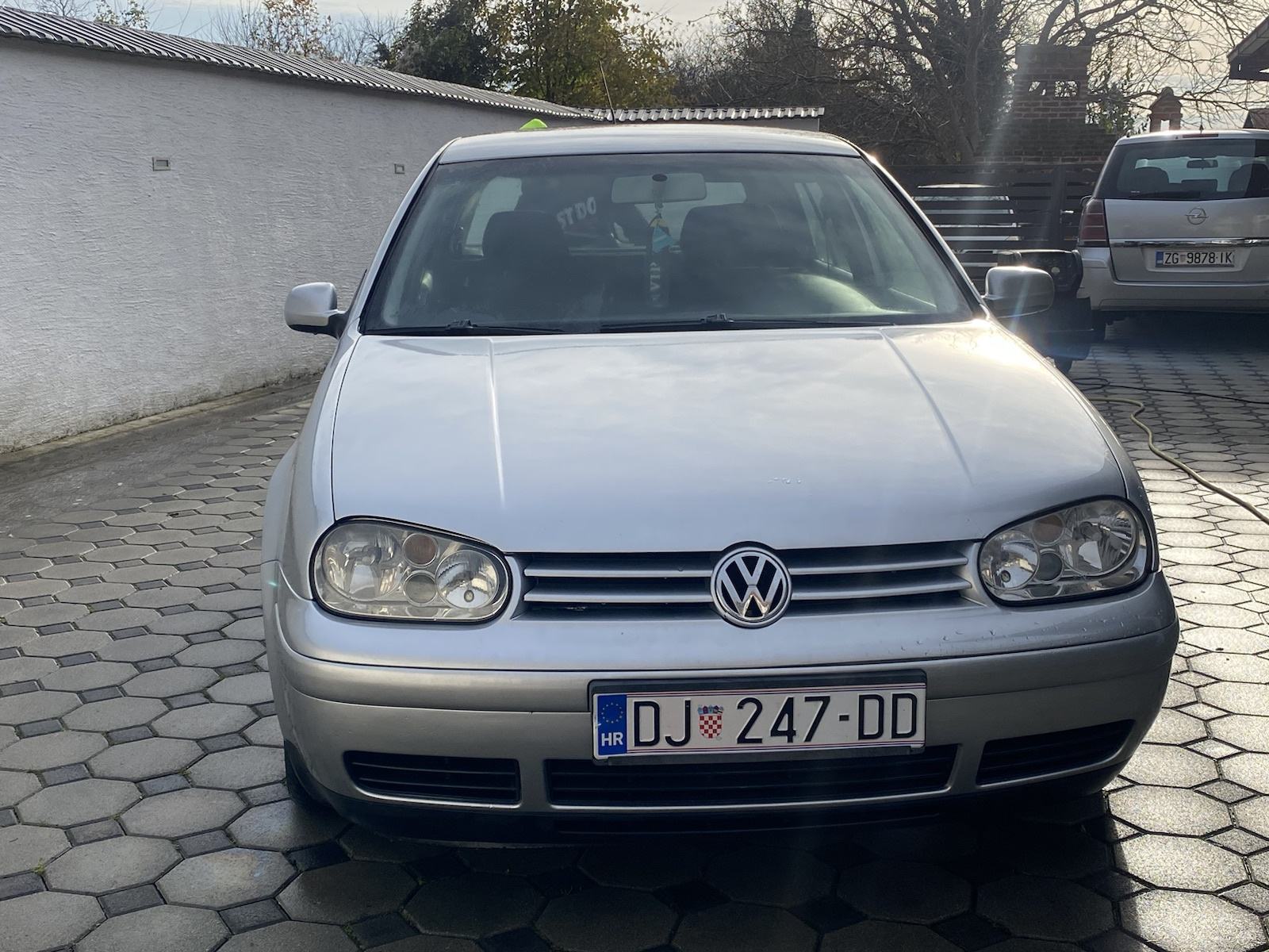VW Golf 4 1,9 TDI 96 kw pd rijedak primjerak super stanje, 2002 god.