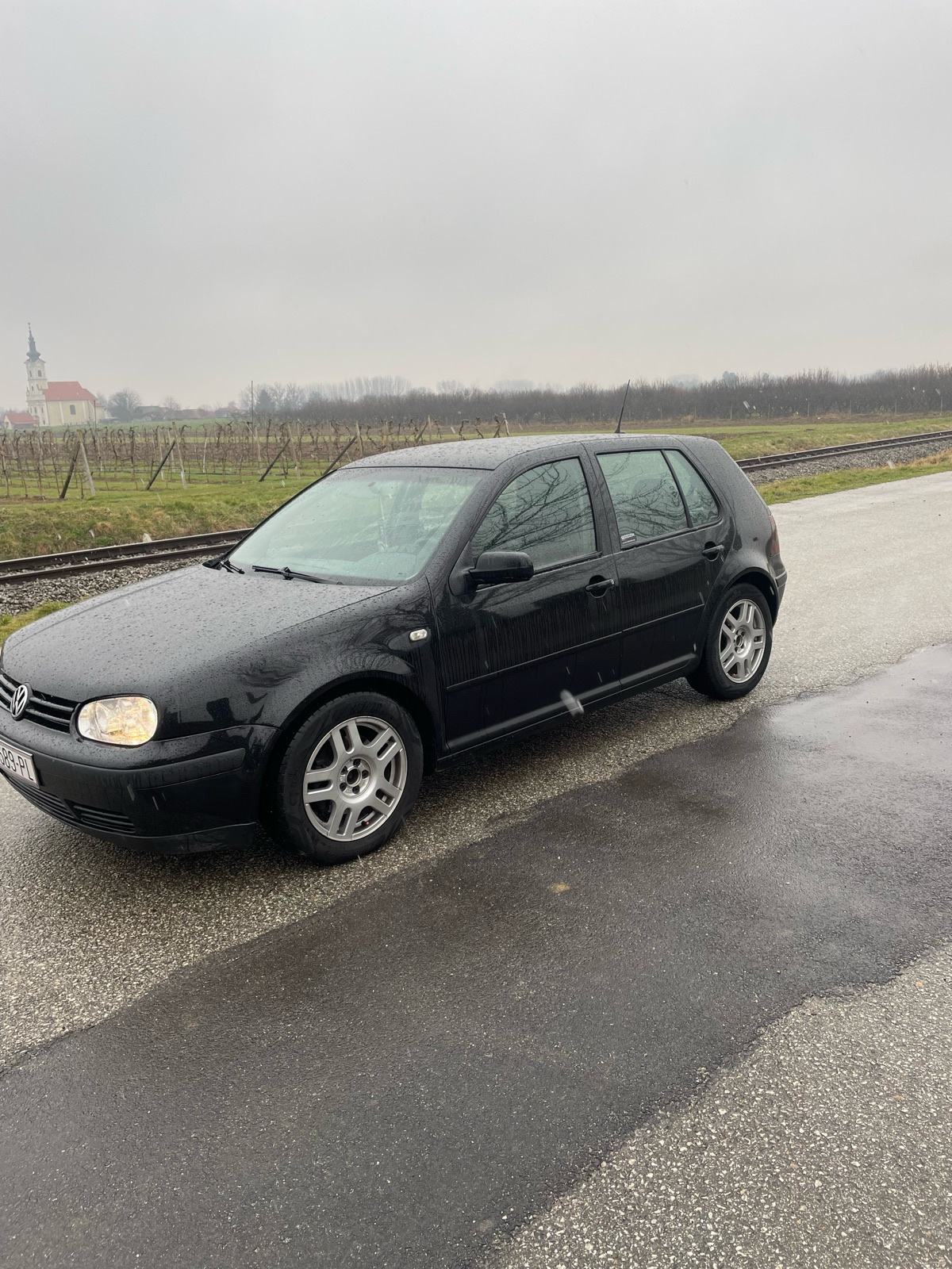 VW Golf 4 1,9 TDI 96 KW, 2002 god.