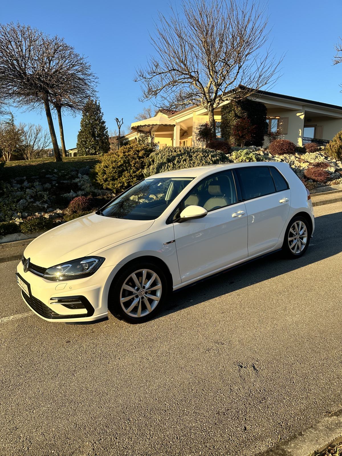 VW Golf 7 (7.5) 1,5 TSI DSG R-Line/Highline, 2019 god.