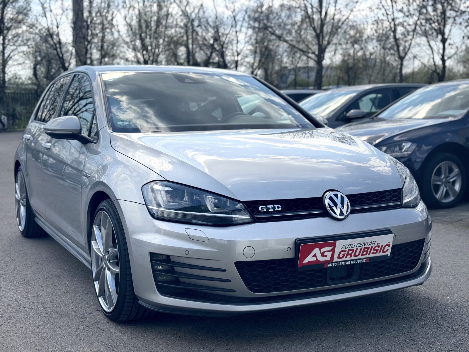 VW Golf 7 2,0 GTD DSG *Automatik* *Radar* *Servisna* *Jamstvo*, 2015 god.
