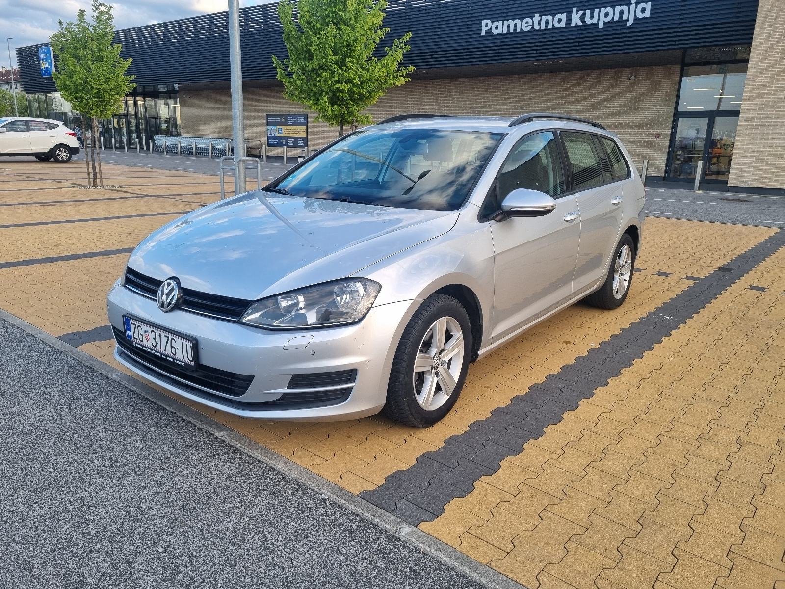 VW Golf 7 Karavan 1,6 TDI automatik, Euro 6, 110 KS, 2015 god.