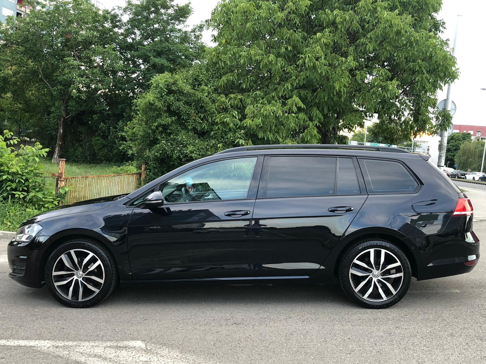 VW Golf 7 Variant 1,6 TDI NAWI-PDC-ACC RADAR MOD 2015 Alu 17 reg01/24 ...