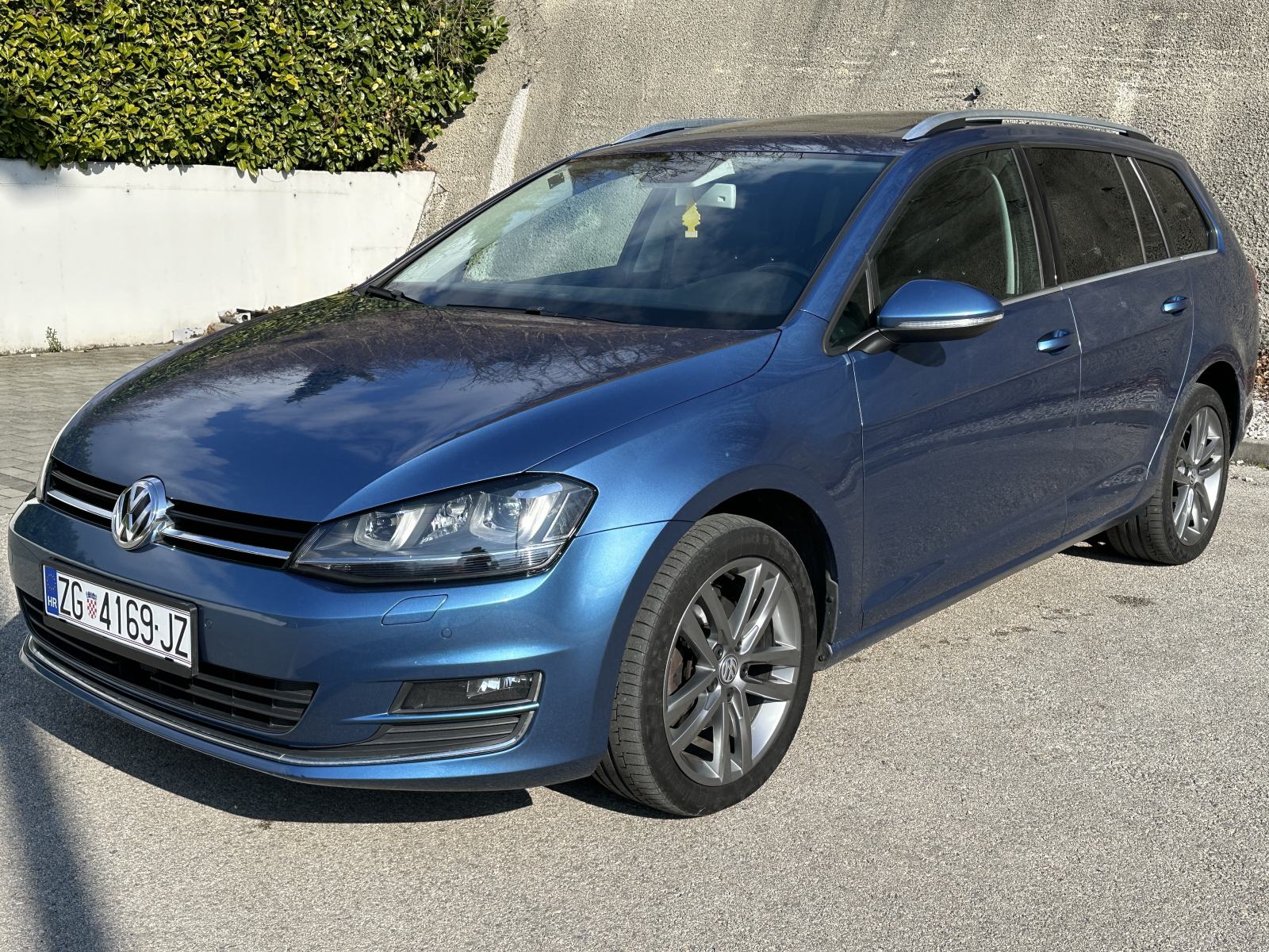 VW Golf 7 Variant 2,0 TDI Highline Panorama Keyless, 2015 god.