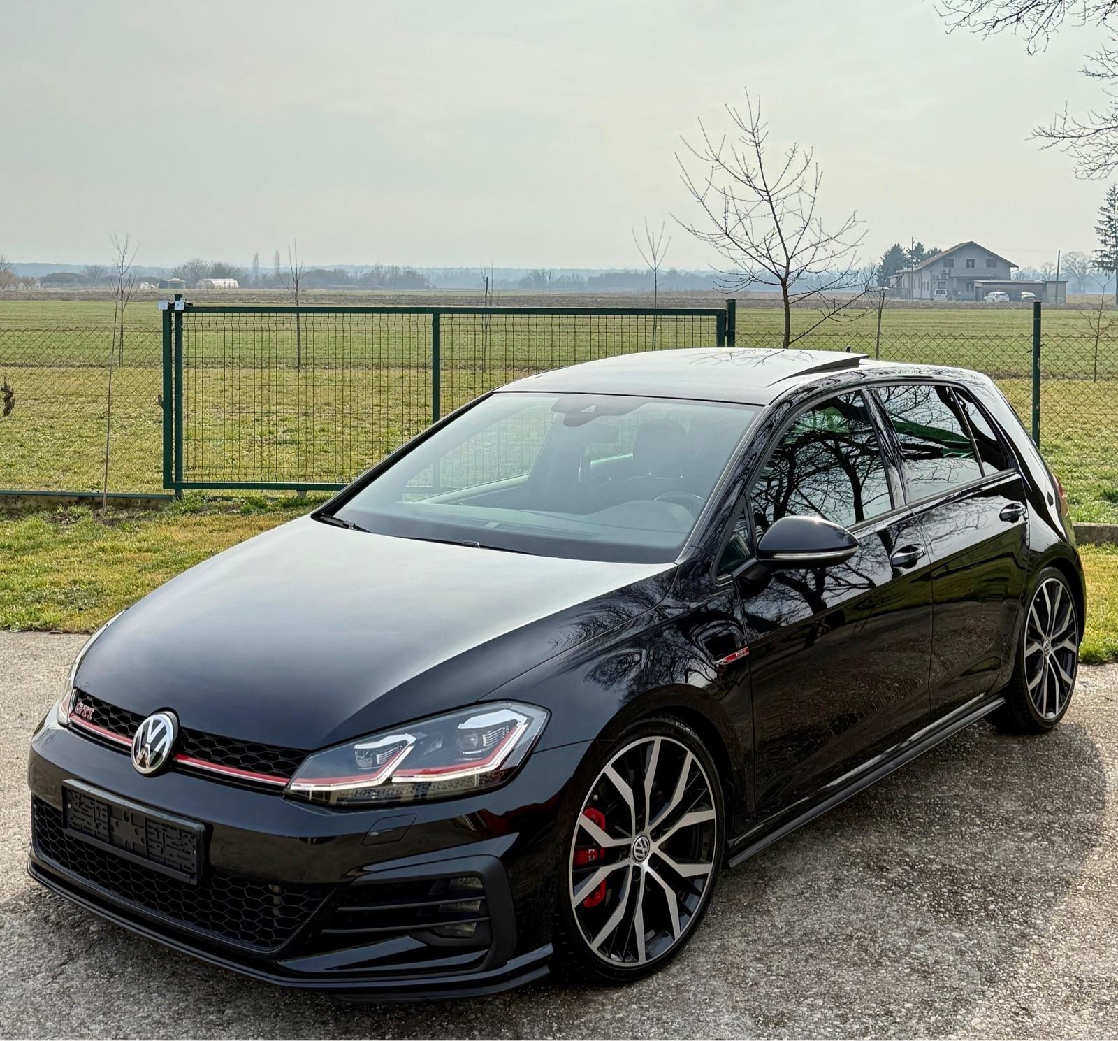 VW GOLF 7.5 GTi PERFORMANCE DSG, 2017 god.