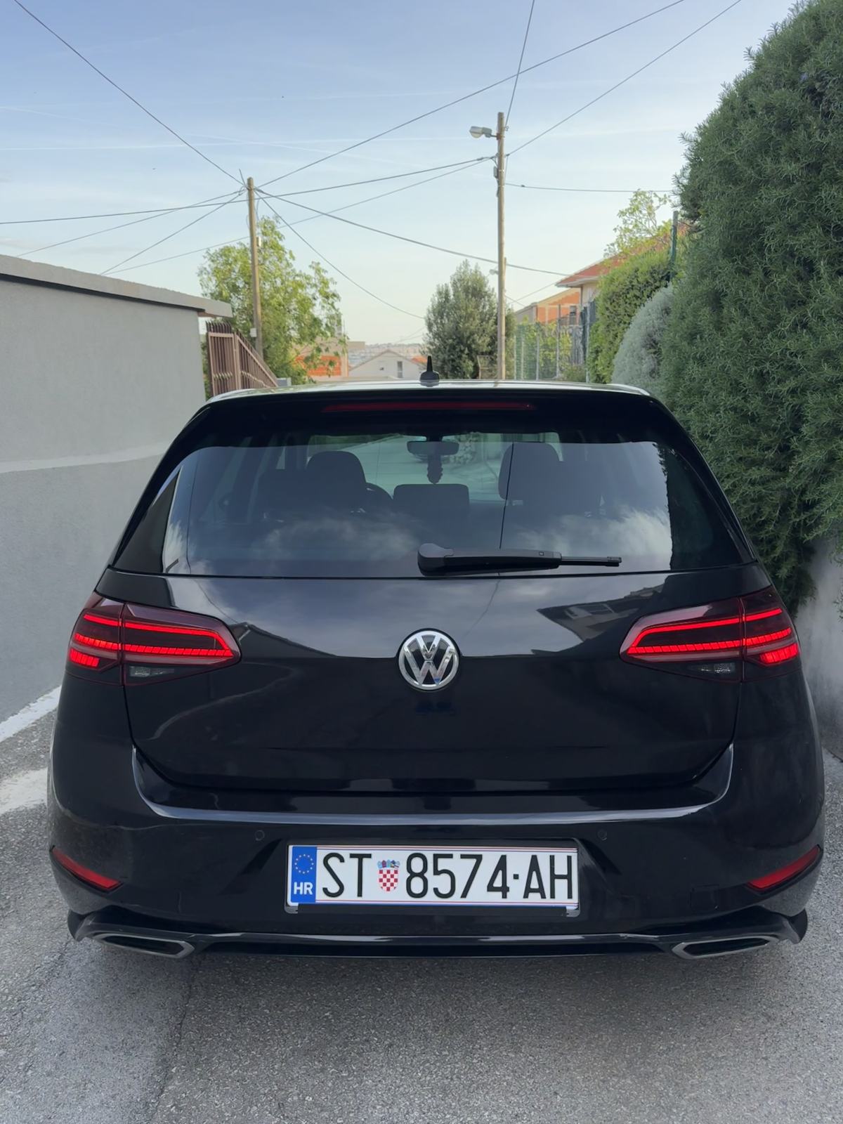 VW Golf 7.5 R-line 2,0 TDI Rezerviran, 2017 god.