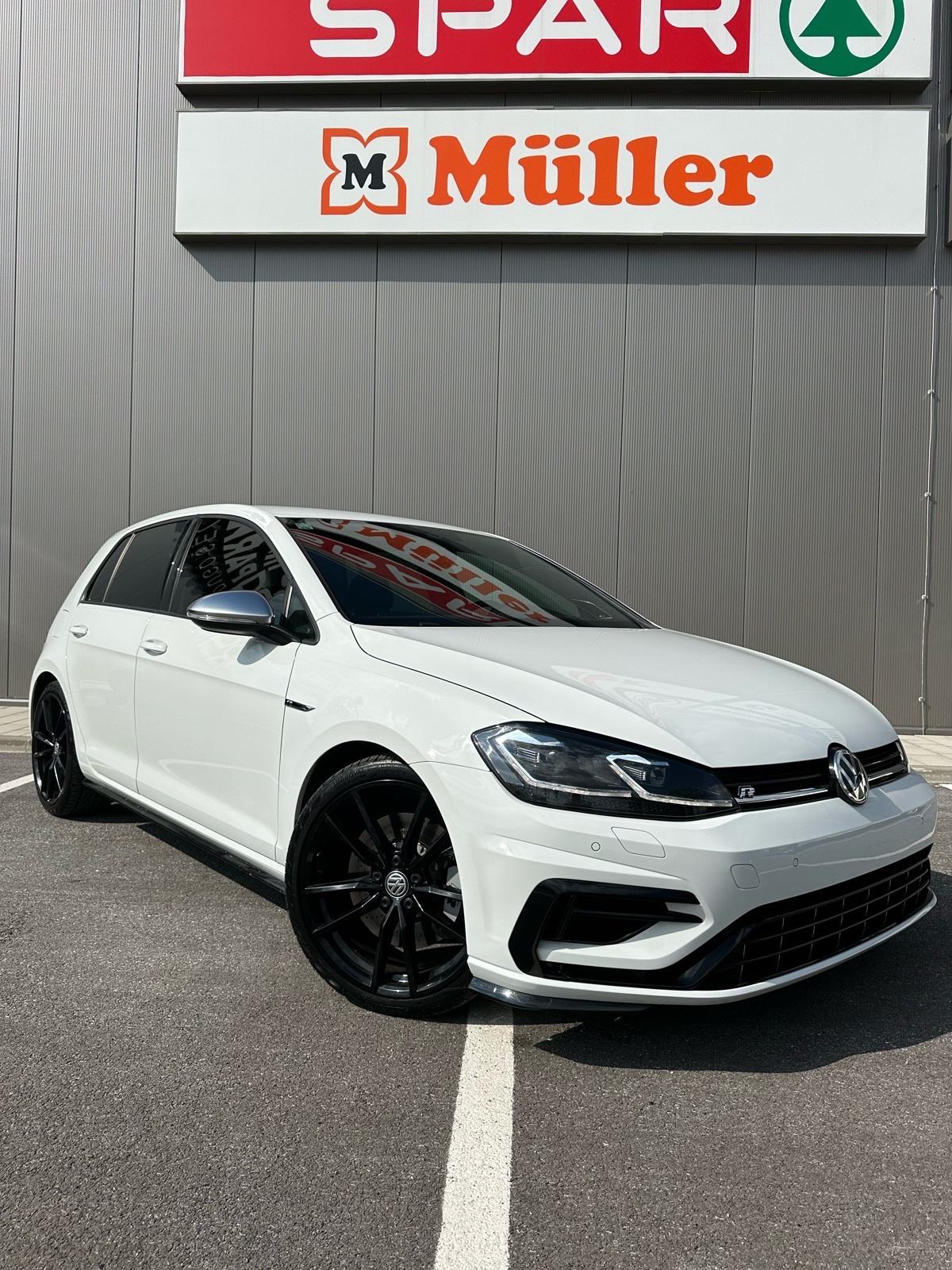 VW Golf 7.5R 2019 AKRAPOVIC, 2019 god.