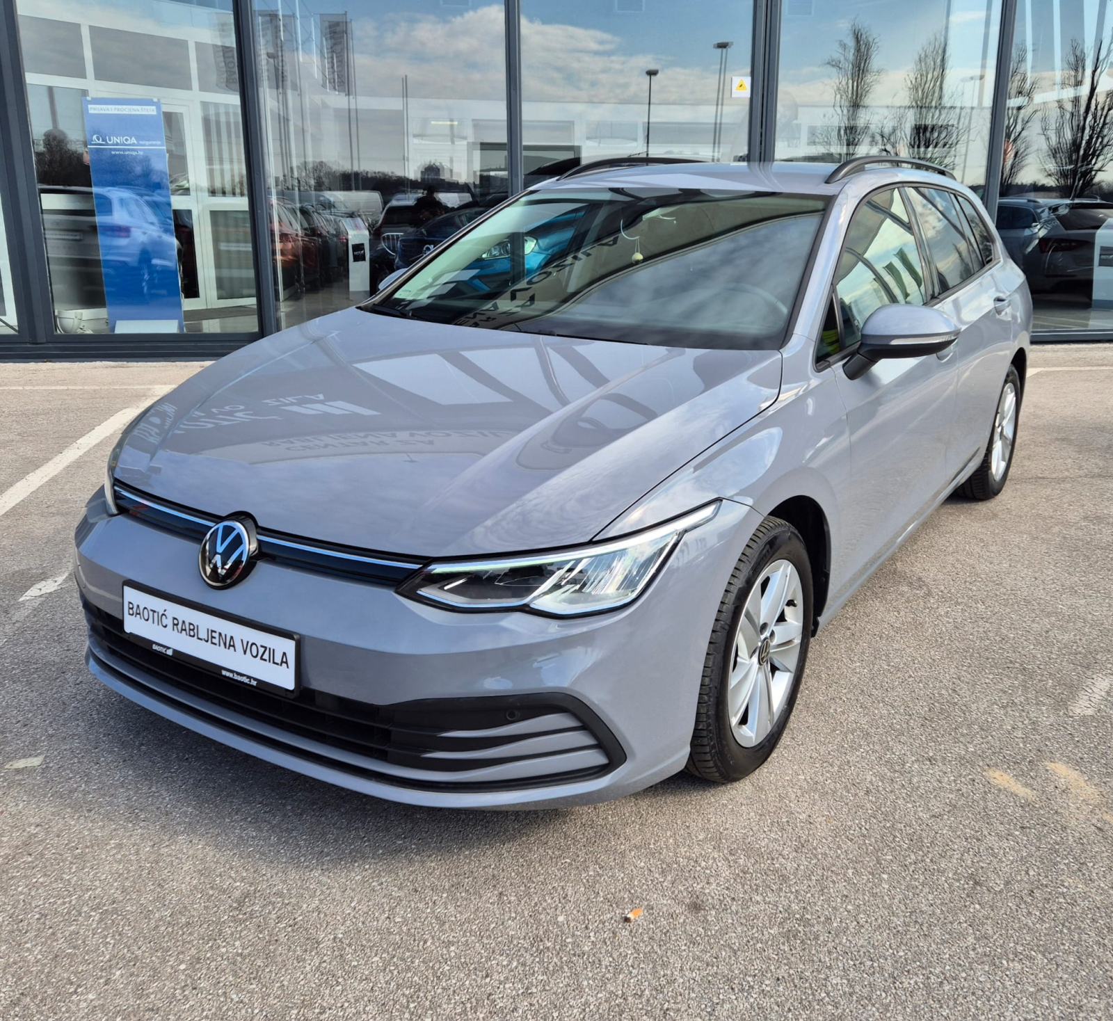 VW Golf 8 Variant 2.0 TDI DSG AMBI.LIGHT KAMERA *77.000 KM*GARANC ...