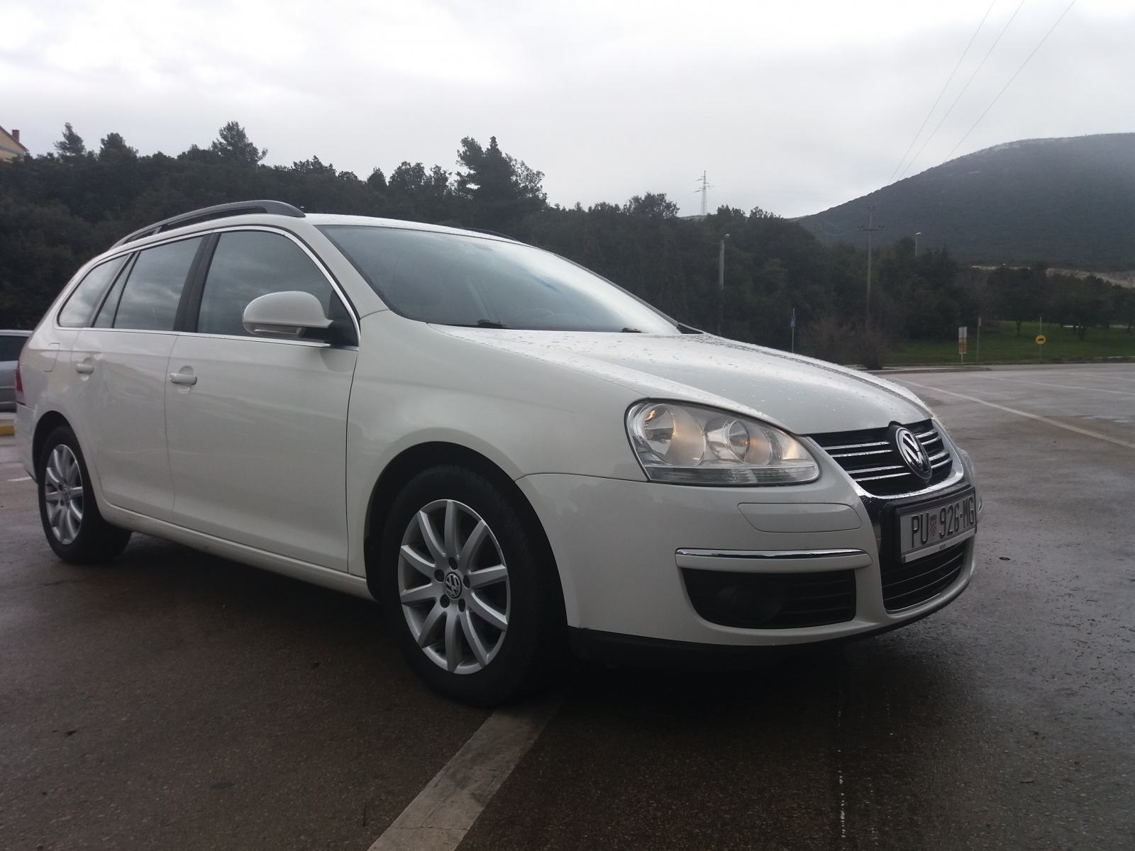 VW Golf V karavan1,9 TDI_prvi vlasnik_kupljen u HR, 2008 god.