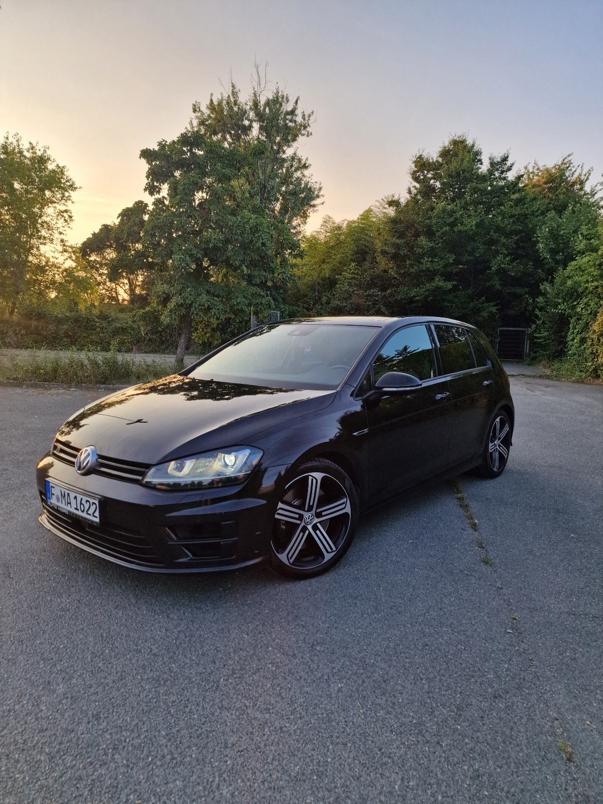 VW Golf VII 7 R 2.0 TSI DSG 4MOTION, 2015 god.