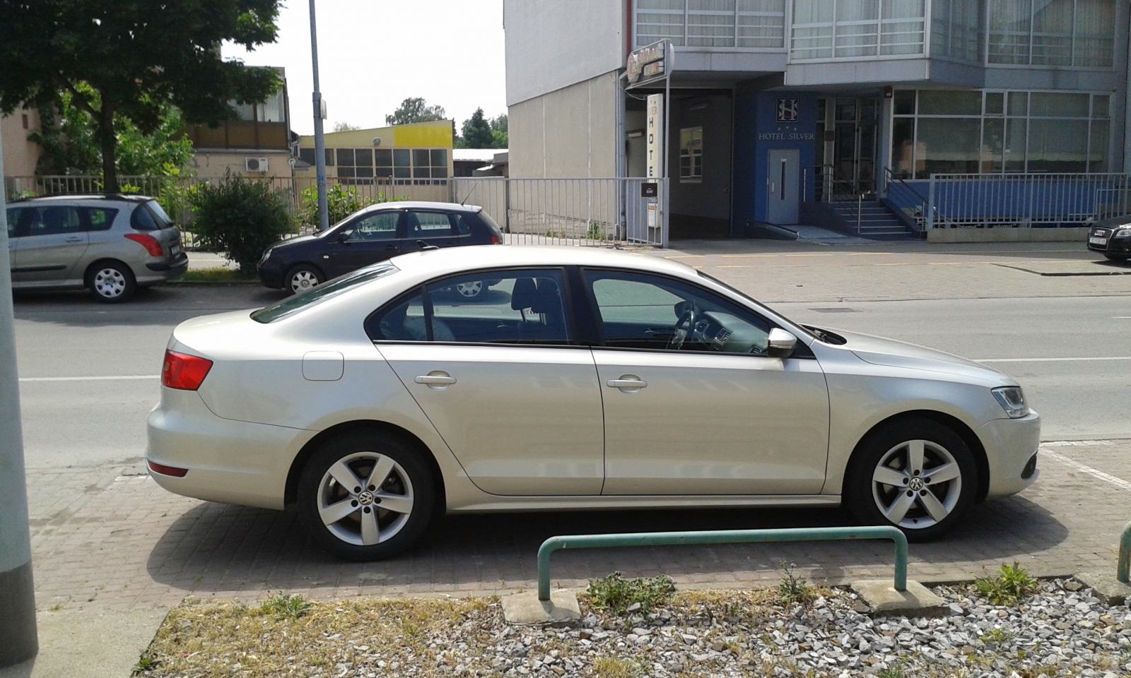 VW Jetta 1,6 TDI Bluemotion, Nav., 2011 god.