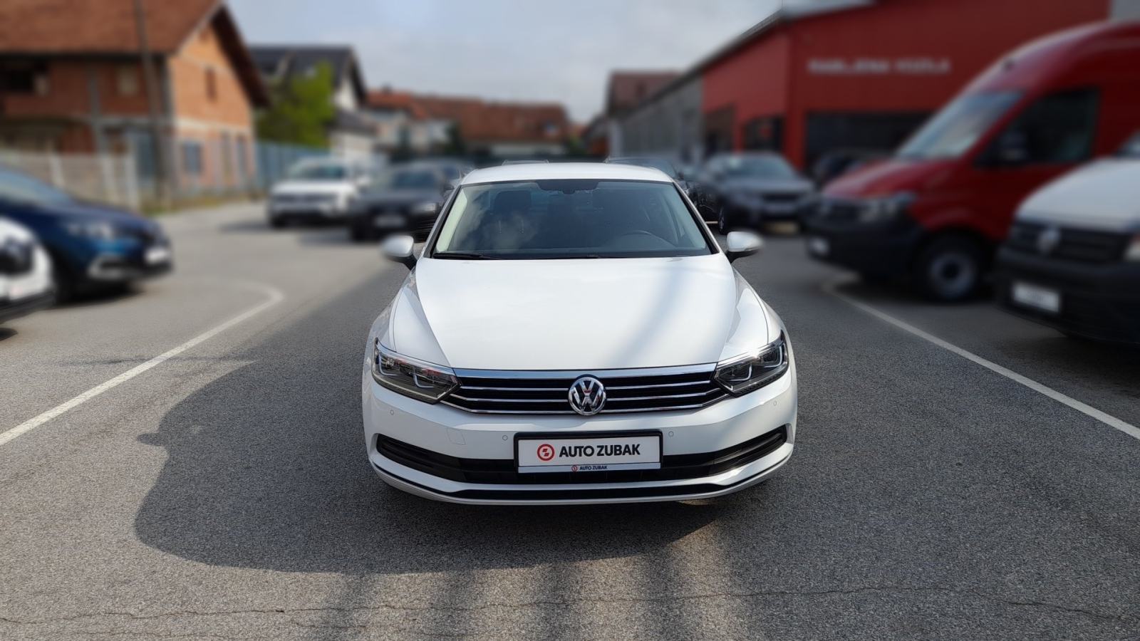 VW Passat 1,6 TDI BMT Plus 4 vrata, 2017 god.