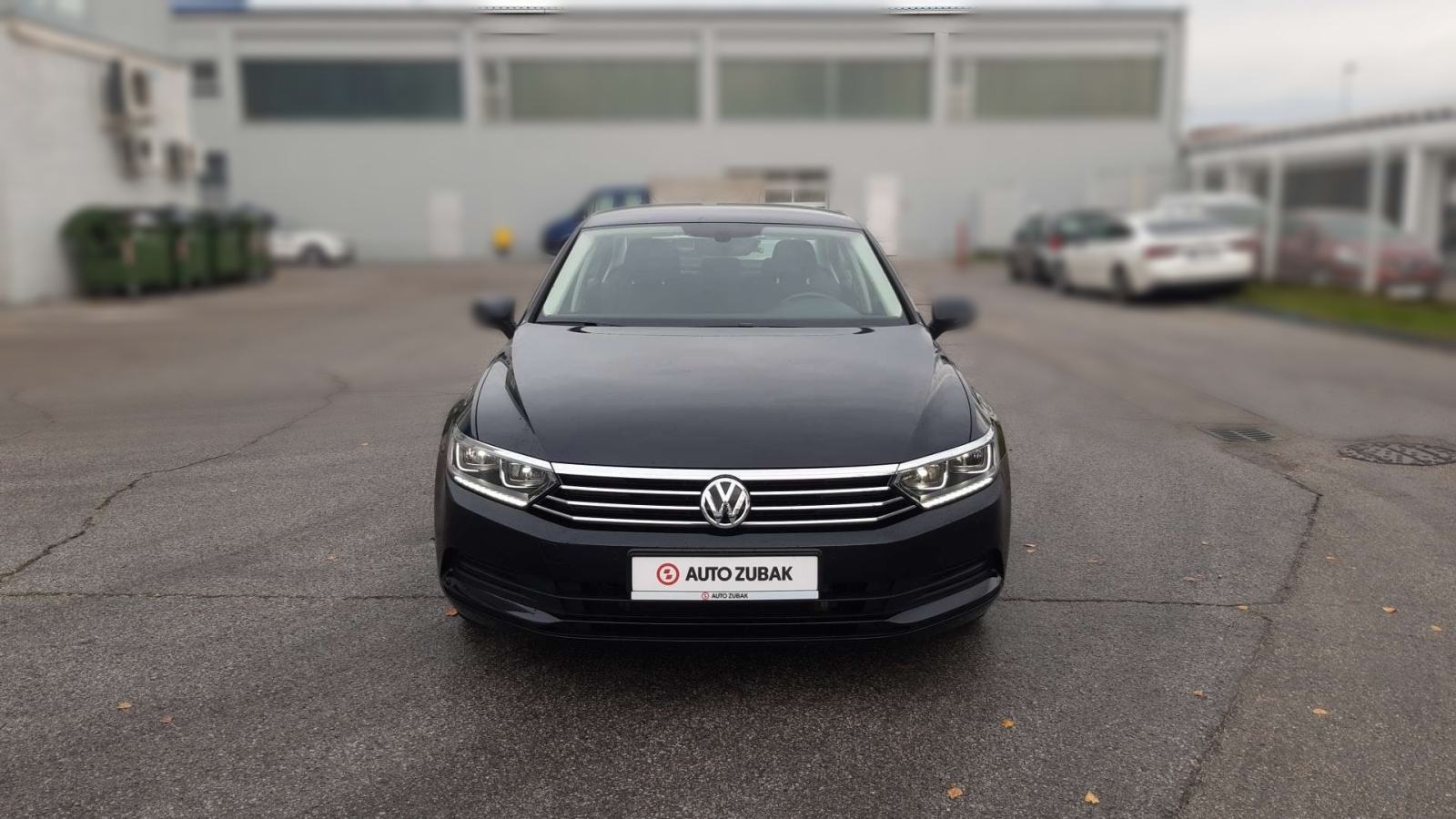 VW Passat 1,6 TDI BMT Plus DSG 4 vrata, 2019 god.