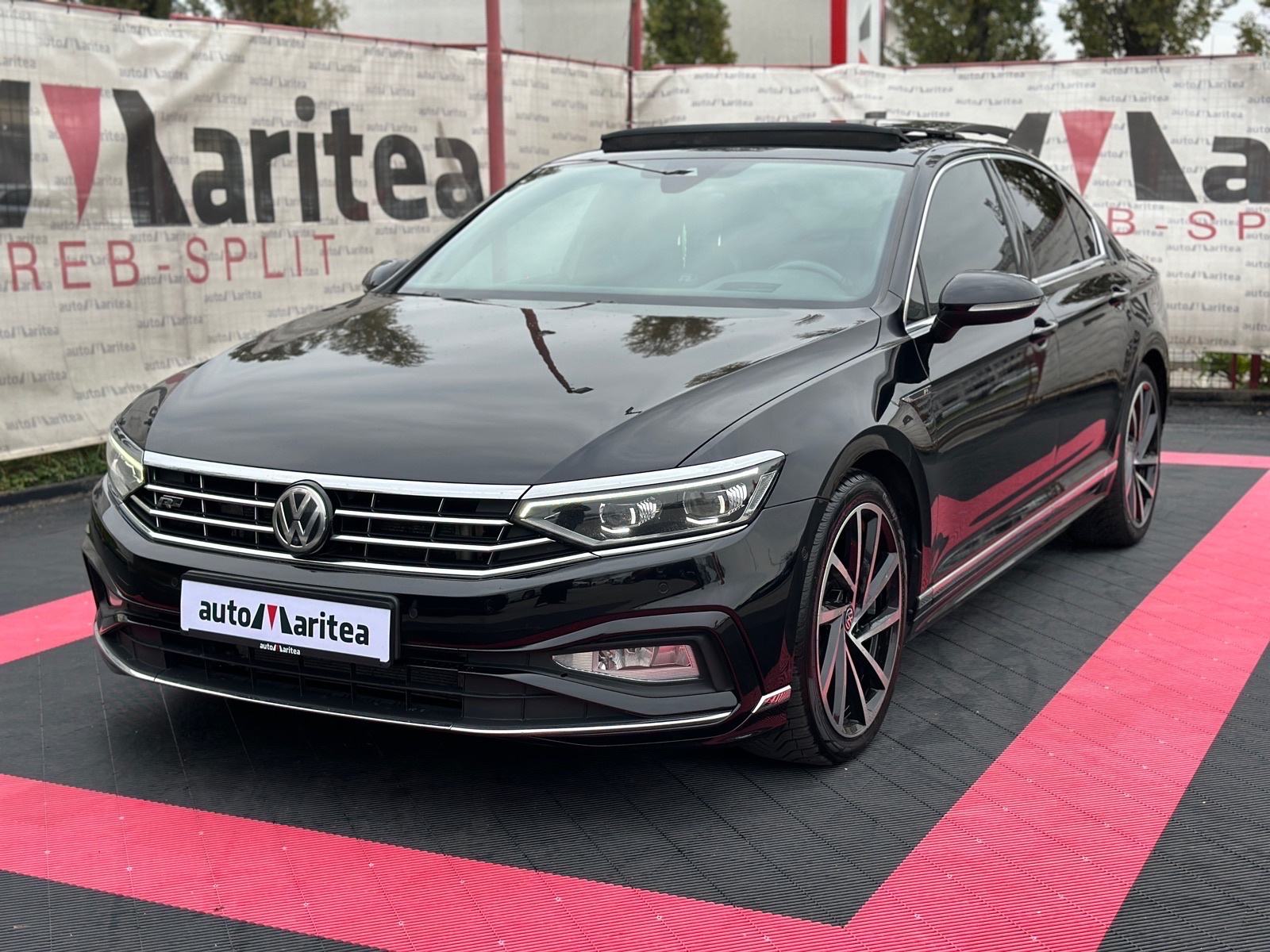 VW Passat 2,0 TDI☆3x R-LINE☆PANORAMA☆VIRTUAL☆SA PDV-OM☆GARANCIJA ...