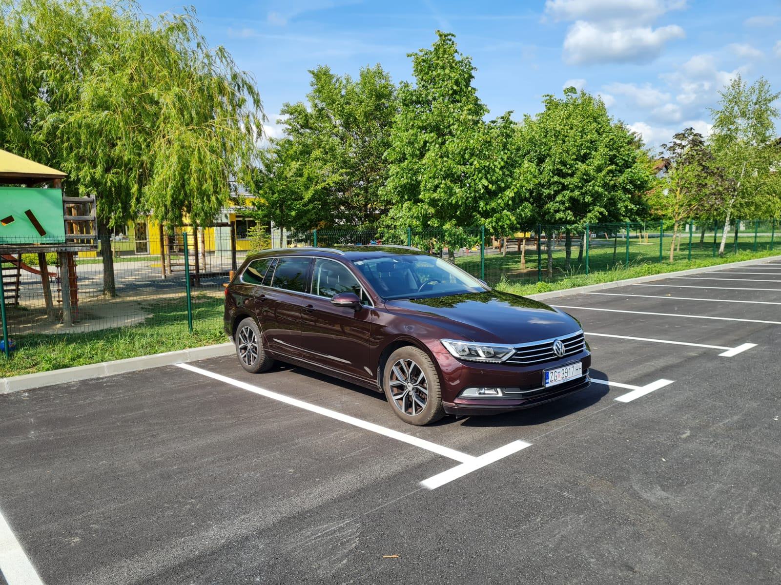 VW Passat Variant 2,0 TDI Crimson Red, 2015 god.