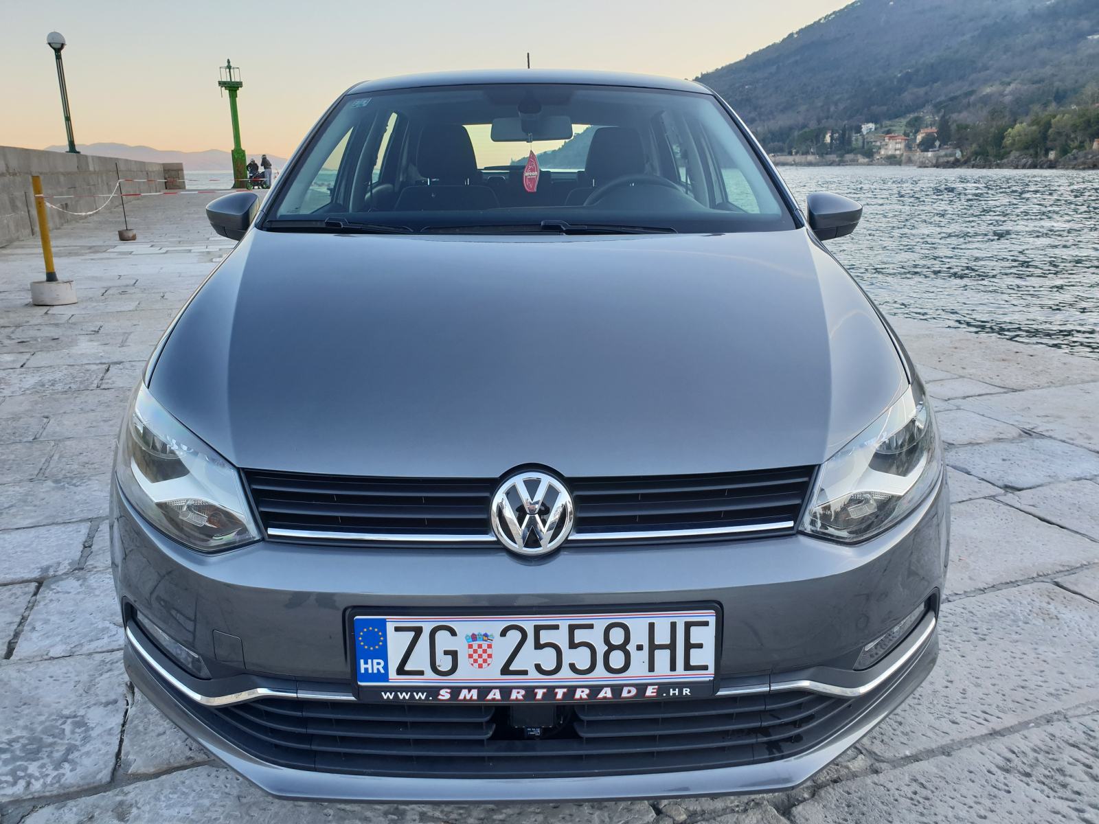 VW Polo 1,0 75ks 42000km Trendline 2016 *RADAR AUTO.KLIMA*, 2016 god.