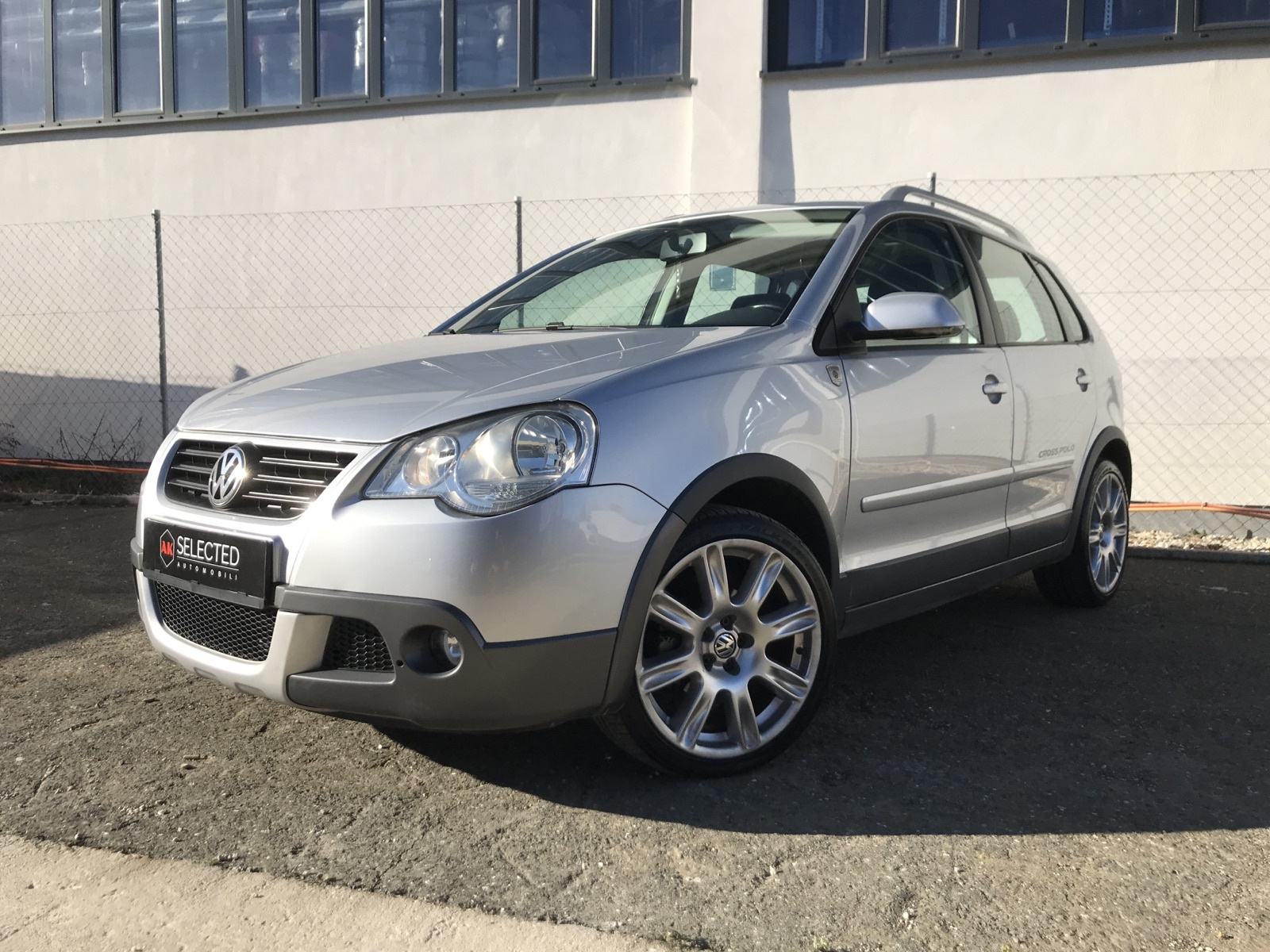 VW POLO CROSS 1,4 TDI, servisna knjiga, ocuvan., 2007 god.