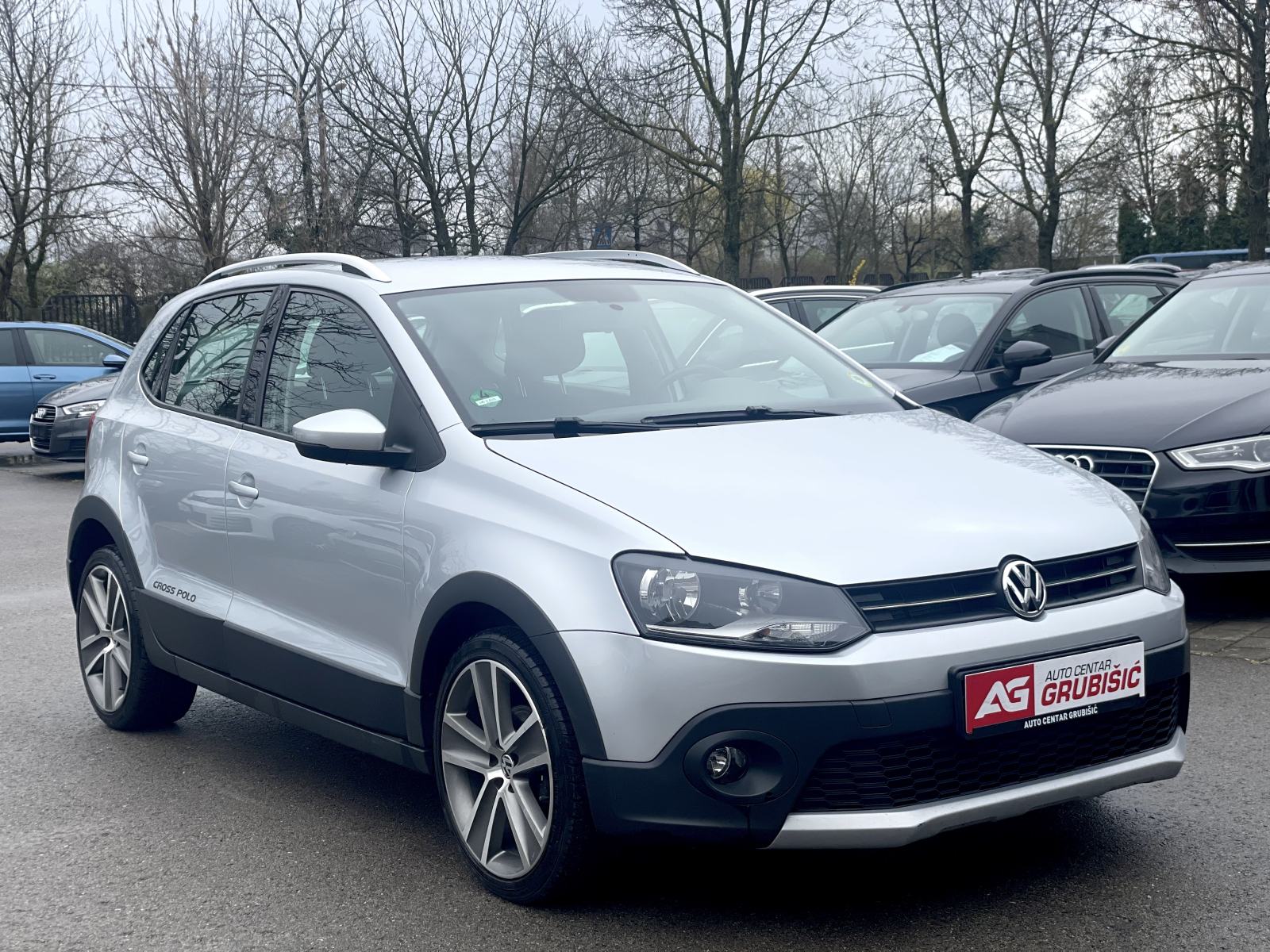VW Polo 1,6 TDI CROSS *Servisna knjiga* *Top oprema!*, 2011 god.