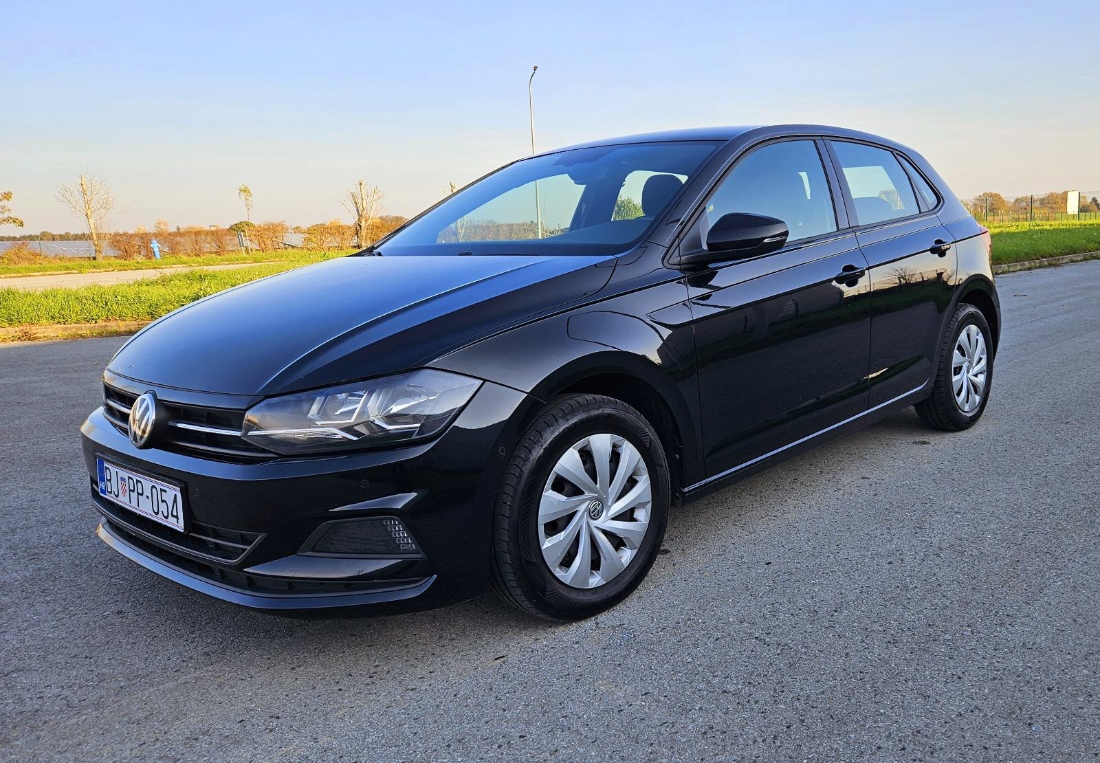 VW Polo 1,6 TDI Highline/kamera/radar/LED, 2018 god.
