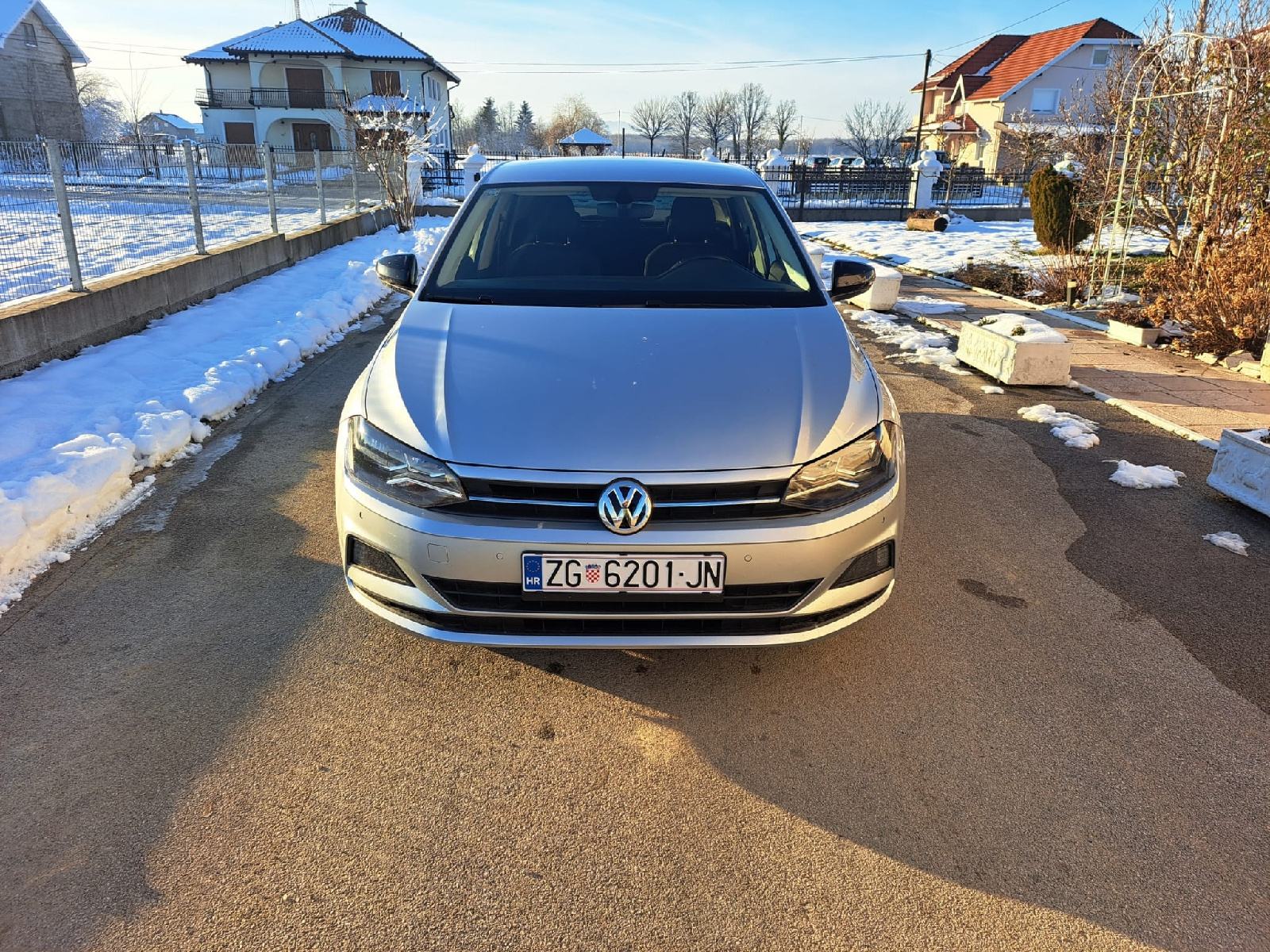 VW POLO 1.6TDI, 2020.G., 55000KM, IQ DRIVE OPREMA, REG.1.GOD., KAO NOV ...