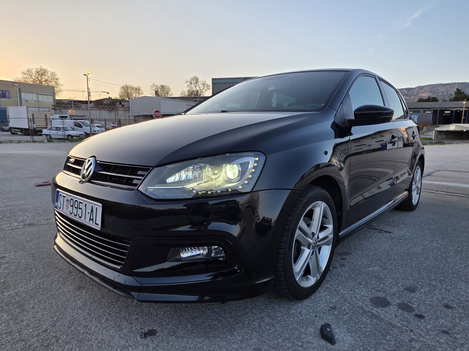 VW POLO R-LINE DSG 1,6 TDI automatik, 2012 god.