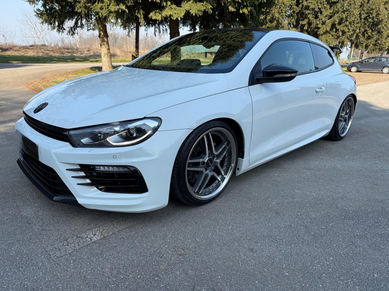 VW Scirocco R, 206 kw, panorama, key less, kamera, 2015 god.