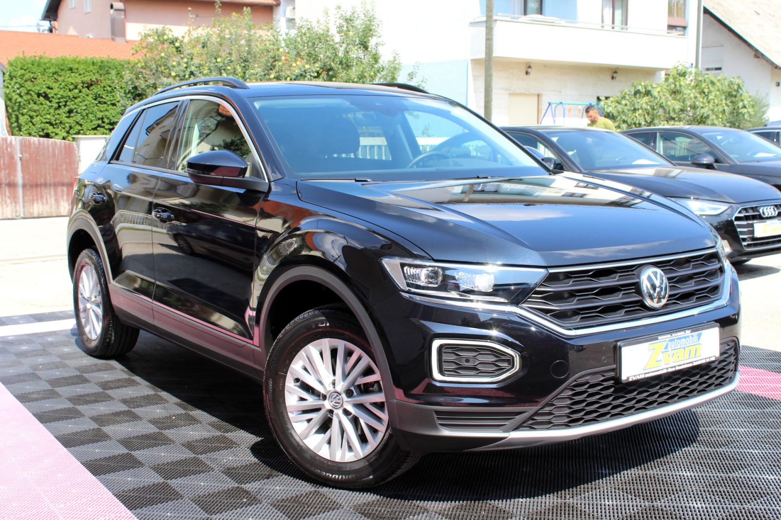 VW T-Roc 1.0 TSI DESIGN, LED, ALU, GARANCIJA DO 2 GODINE, NIJE UVOZ ...