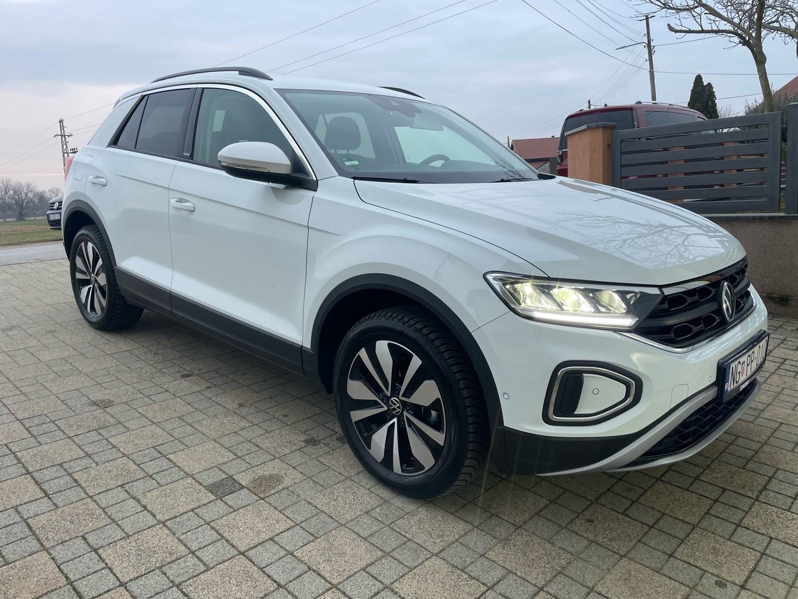 VW T-Roc 2,0 TDI 2024.g. ***6380km***, 2024 god.