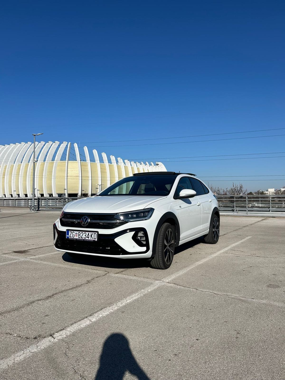 VW Taigo 1,5 TSI DSG R-Line Plus, 2024 god.