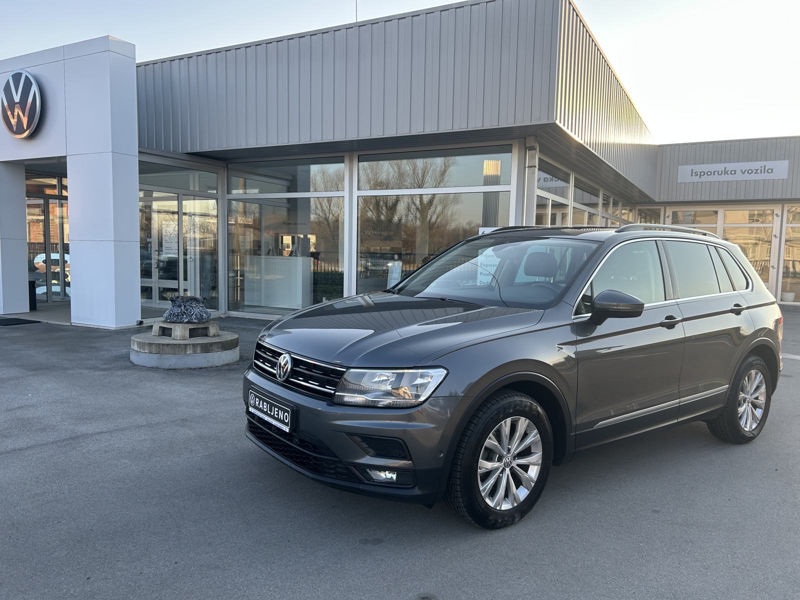 VW Tiguan 2,0 TDI NAVI,PANORAMA,KAMERA 360,GR.SJEDALA,8.203,33€*3 RATE ...