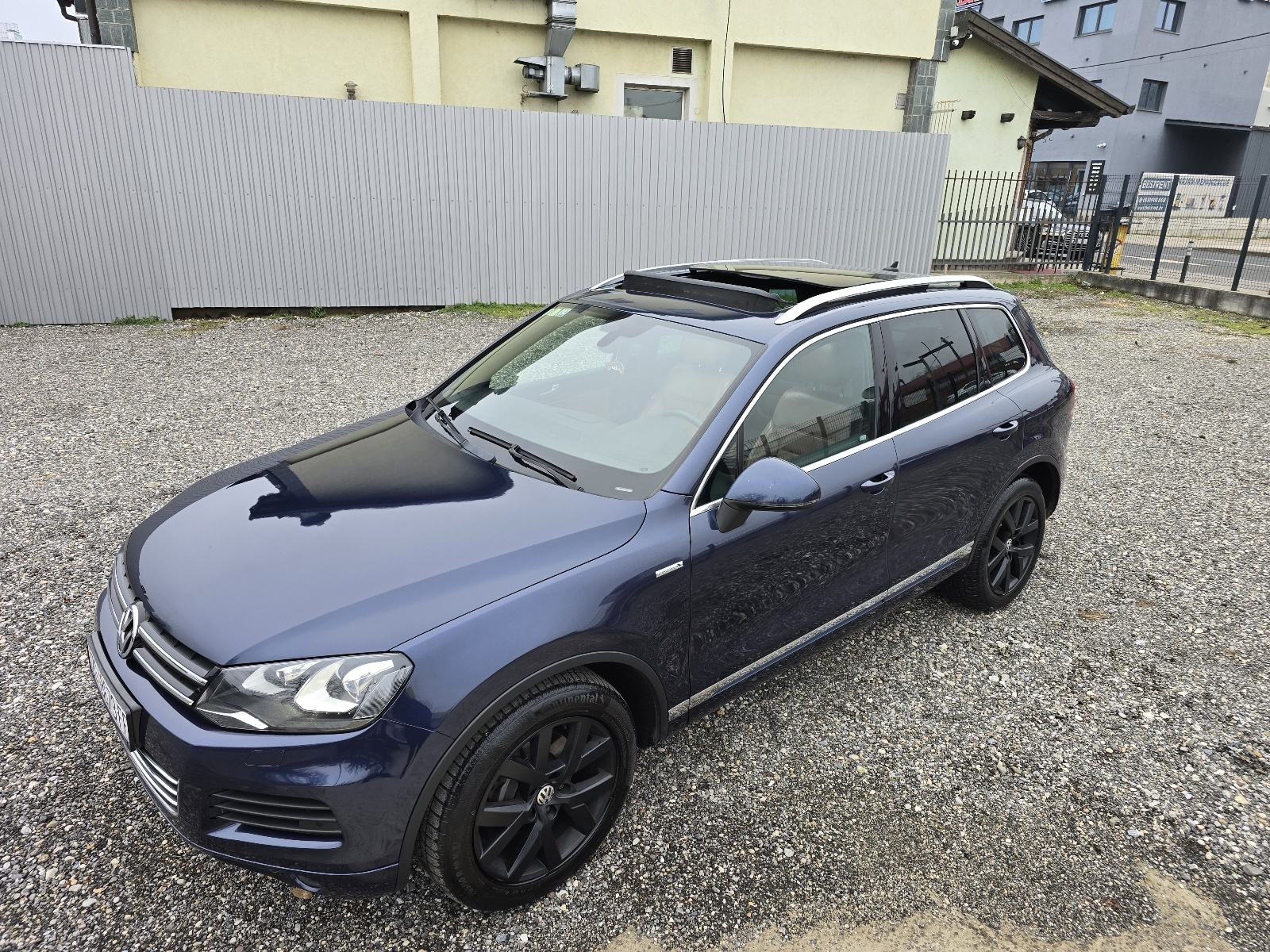VW Touareg 3,0 V6 TDI ++PANORAMA+LED+HR AUTO++, 2014 god.