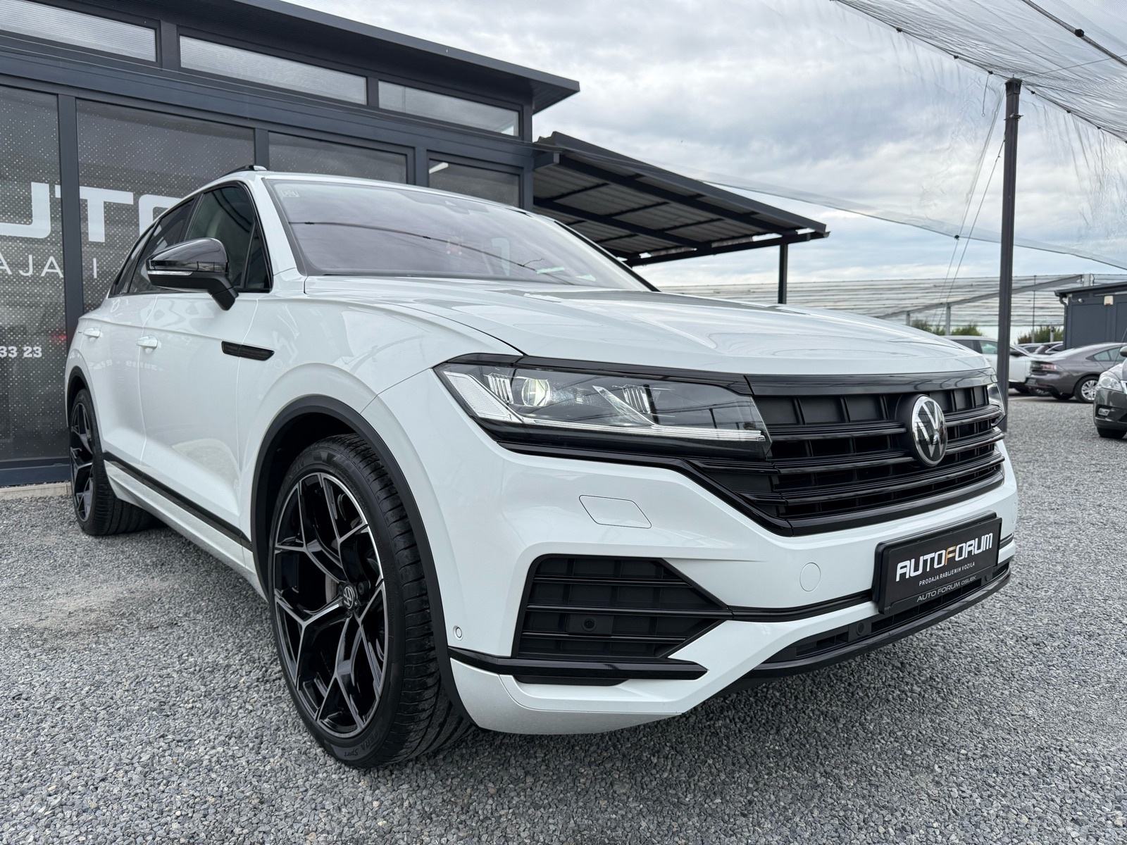 VW Touareg 3.0 TDI *U PDV-u*ZRAČNI OVJES*KUKA*VIRTUAL*JAMSTVO*, 2023 god.