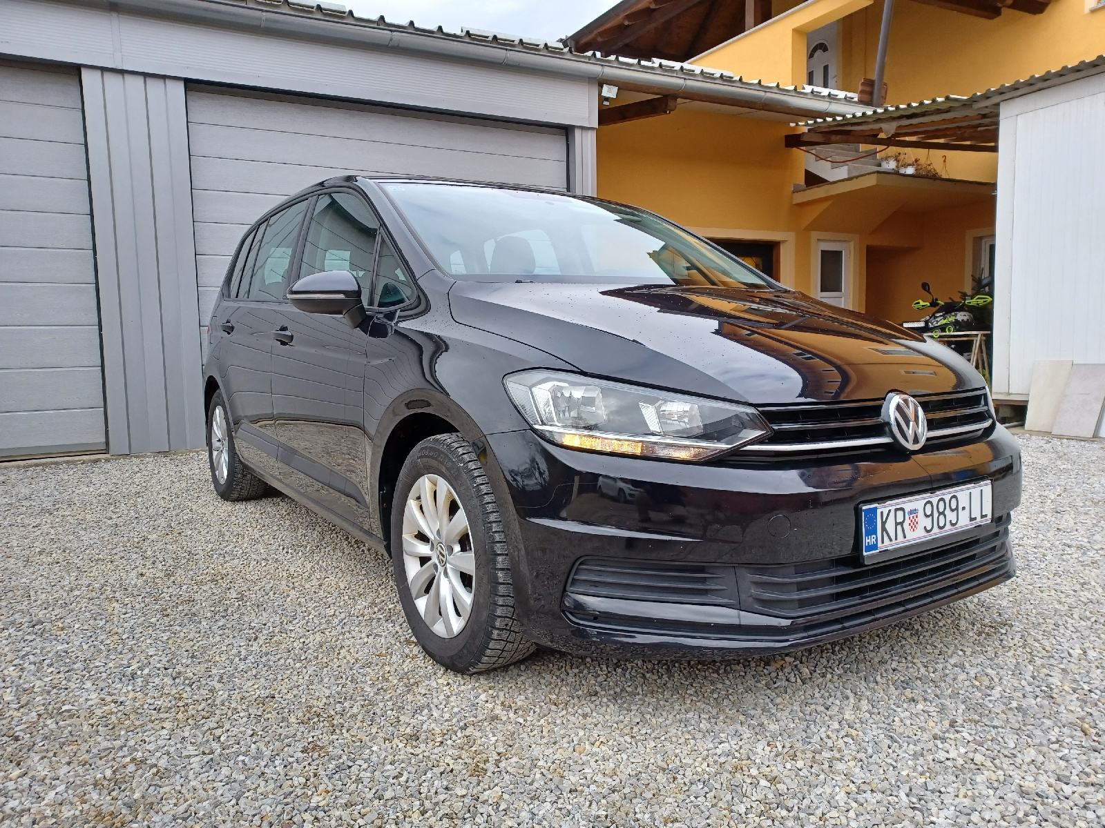 VW Touran TDI 81kw #VLASNIK# *TRENDLINE* NAVI * START-STOP, 2016 god.