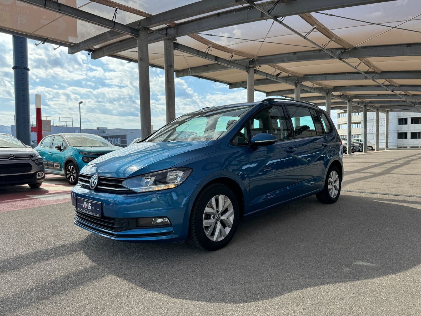 VW Touran 2.0 TDI AUT. | R-LINE, 2021 god.