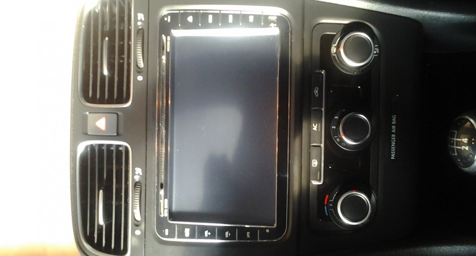 2 din auto multi medija (navigacija)
