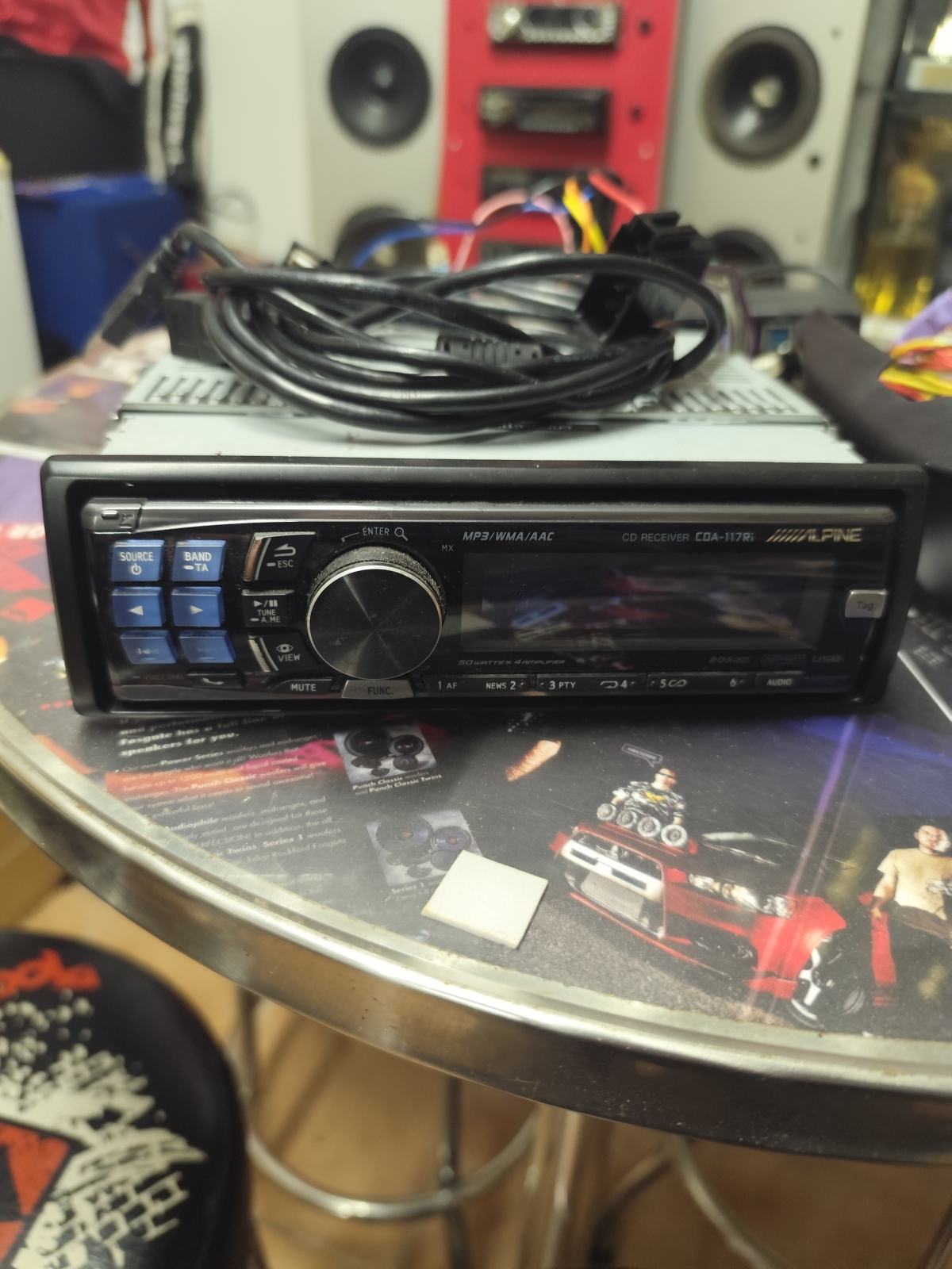 Alpine CDA-117Ri & KCE-400BT