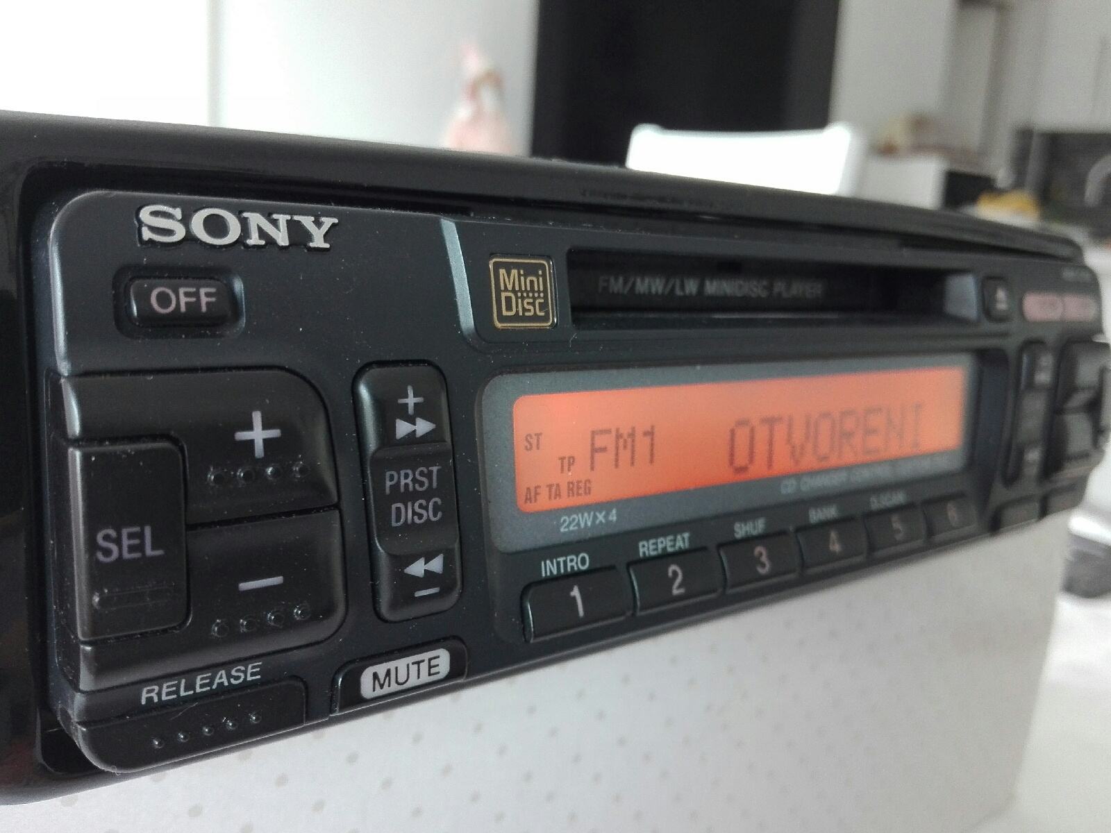 AUTORADIO MINIDISC SONY MDX-C150 RDS