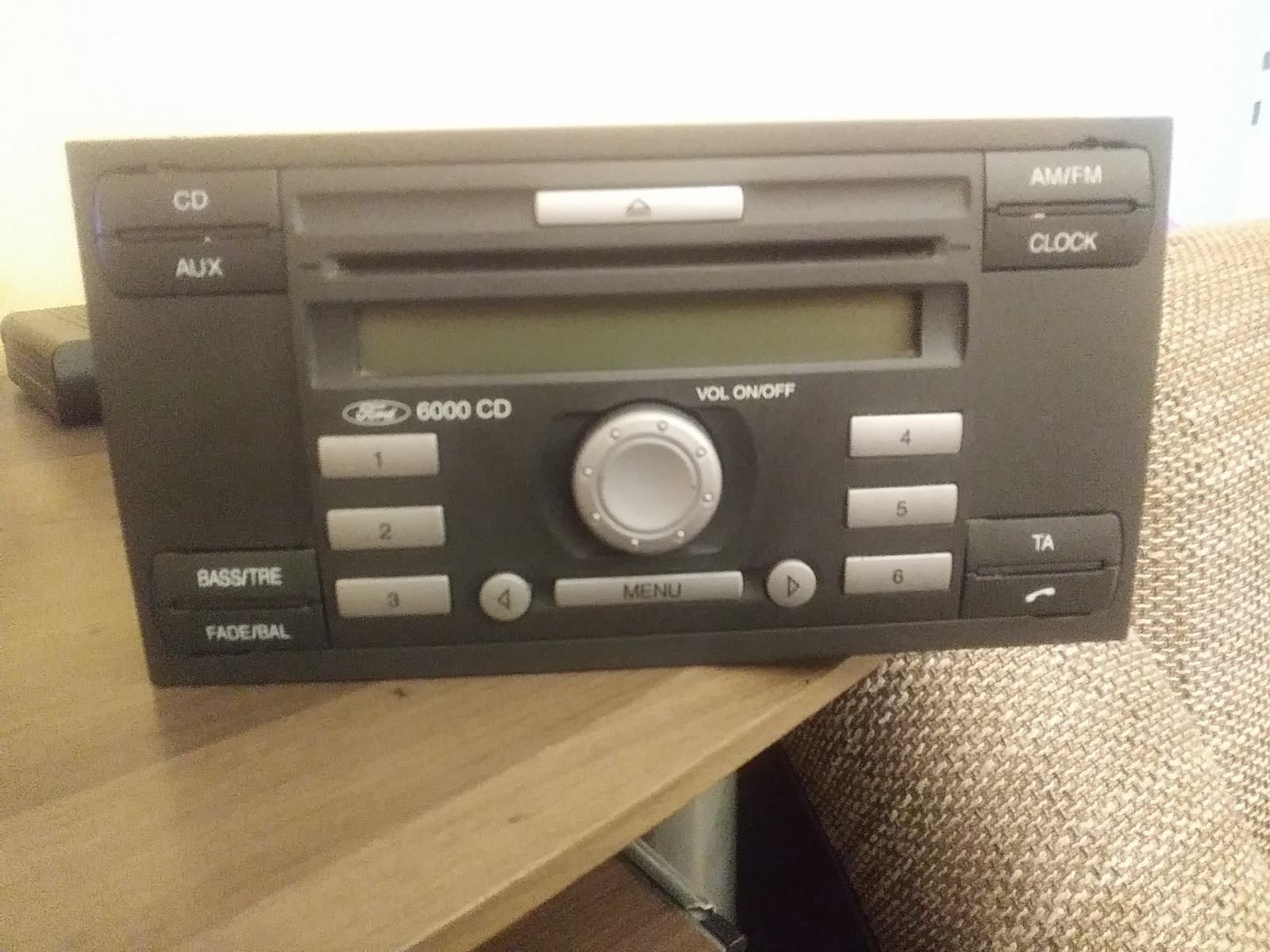 Fordov ORIGINALNI autoradio cd Bluetooth 6000 FORD