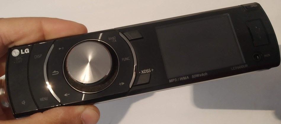 LG autoradio