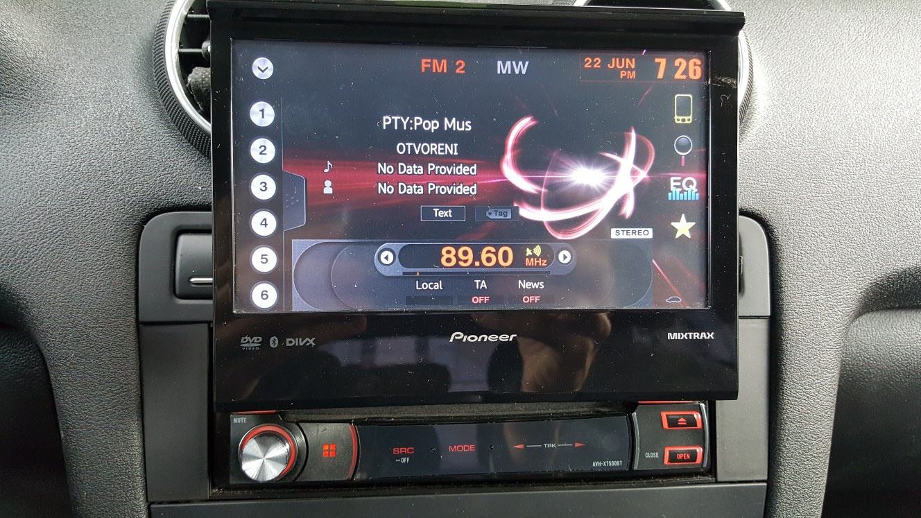 Pioneer AVH-X7500BT 7 INČNI MONITOR NA IZVLAČENJE