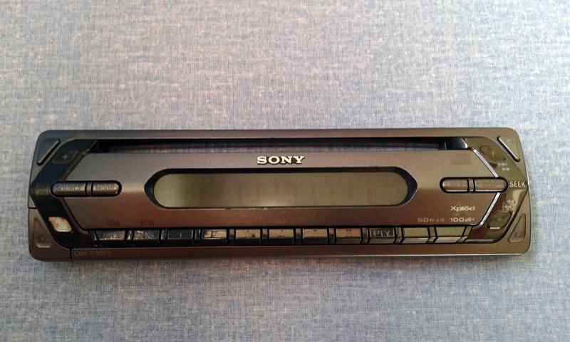 Prednja maska za auto radio SONY CDX-S2050