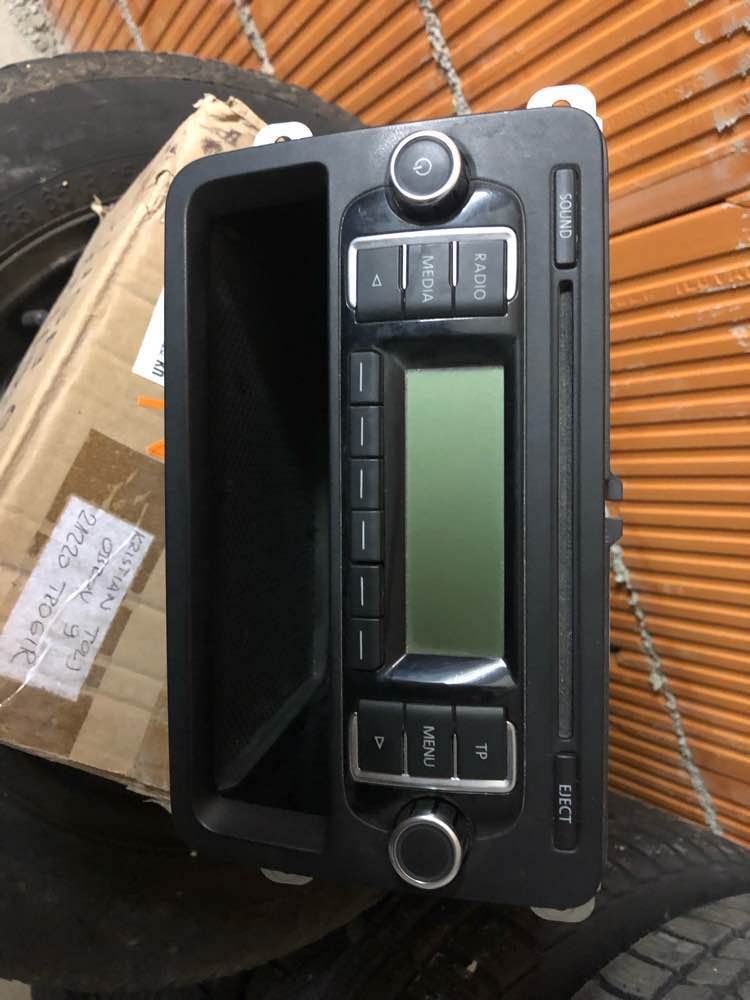 VW RCD 210 radio