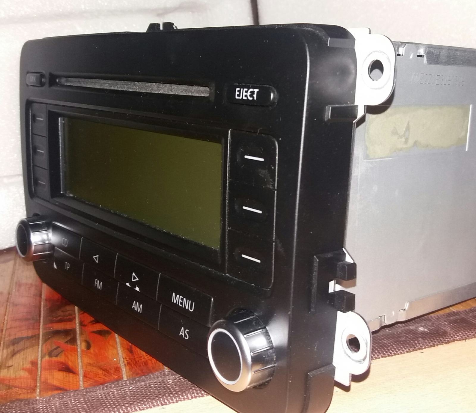VW Volkswagen RCD 300 / CD Radio