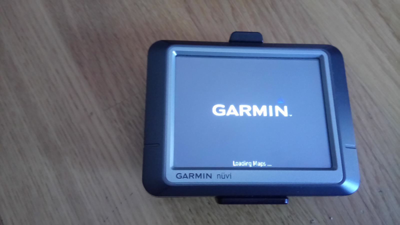 Garmin novi 250 s pomorskom nautičkim kartama
