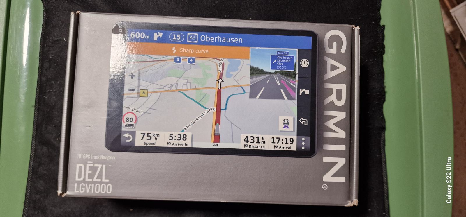 Garmin Dezel LGV1000
